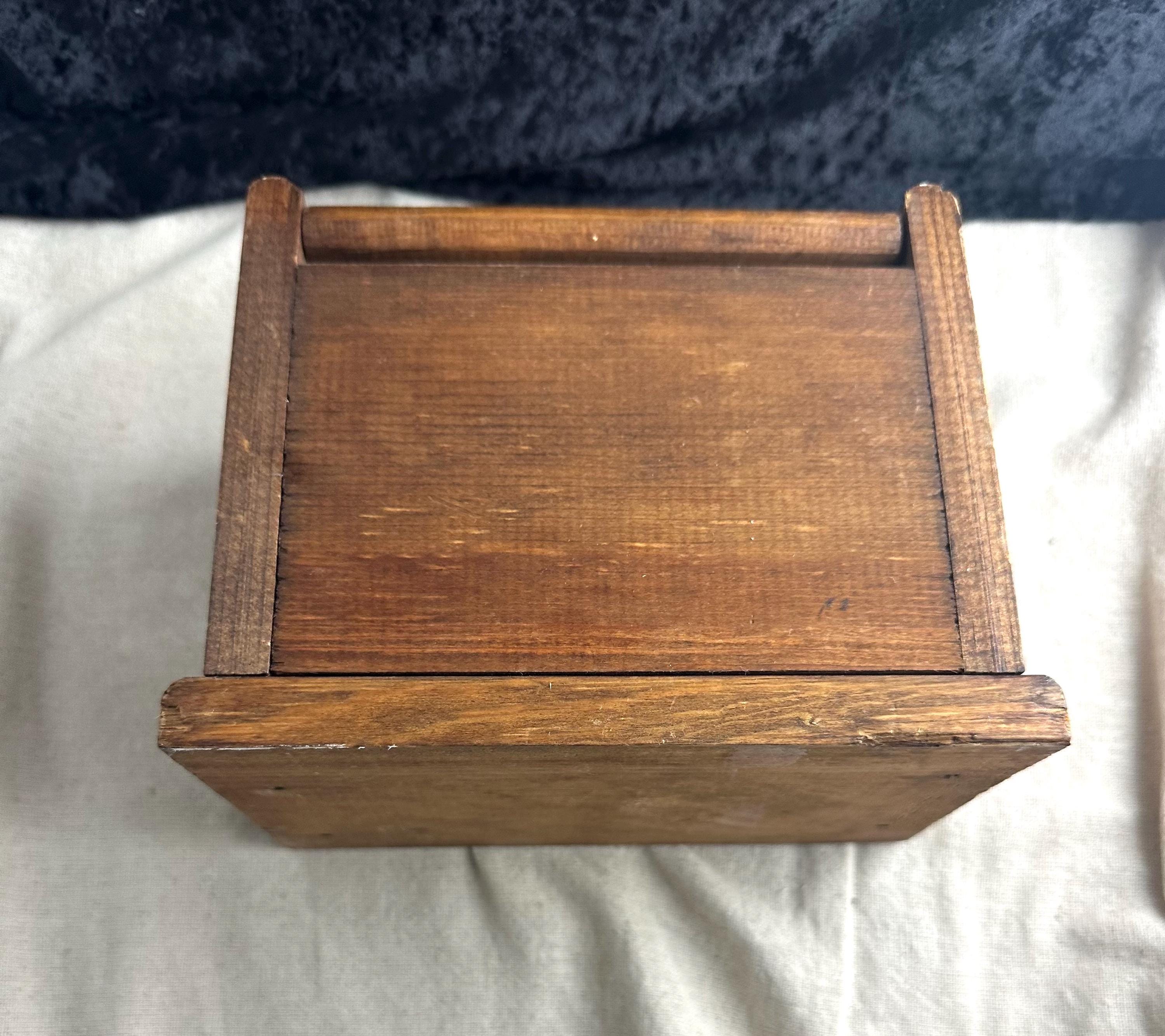Vintage Wooden Recipe Box With Lucite Detail, 7 Long X 4 1/2 Wide X 5 1 ...