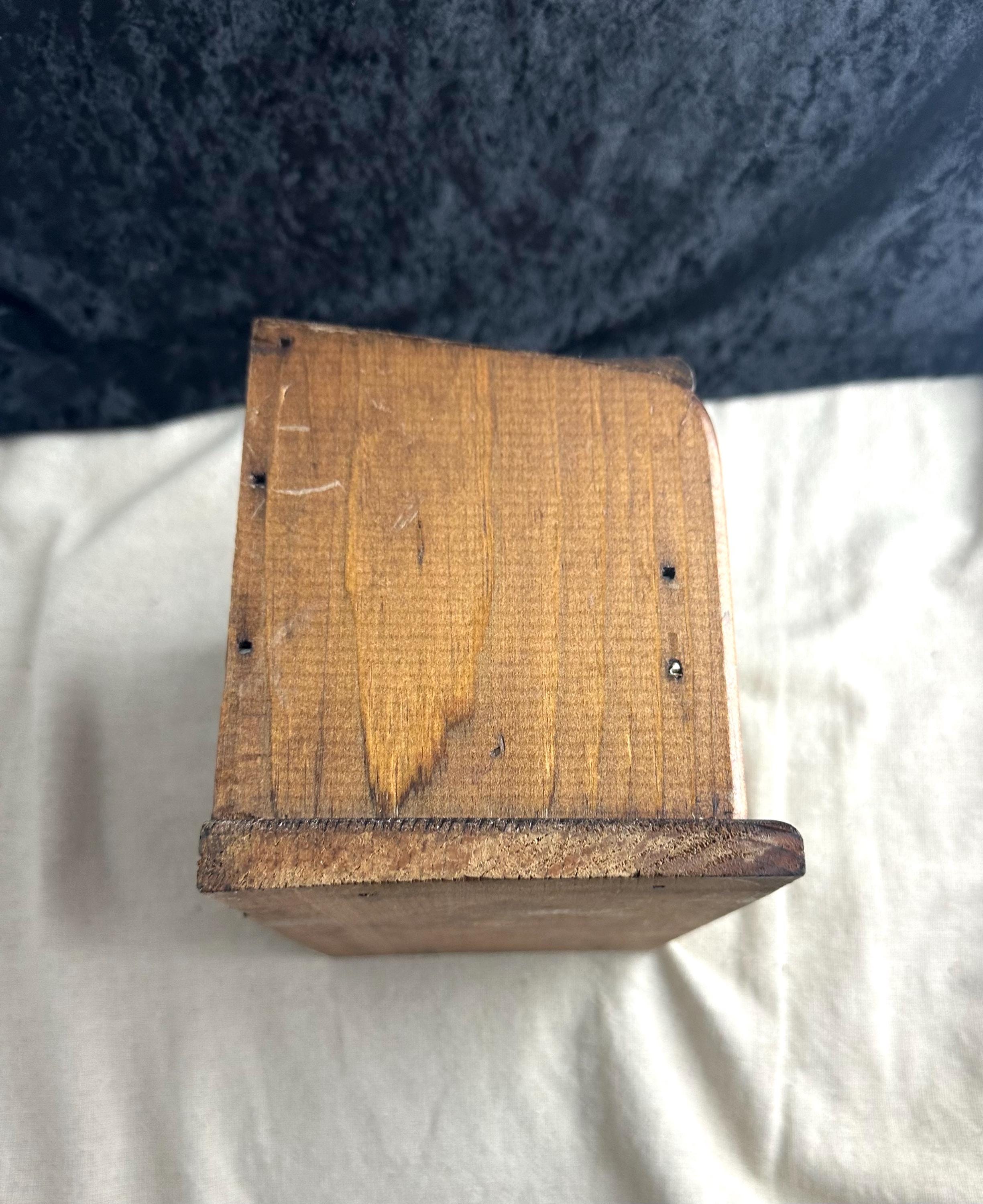 Vintage Wooden Recipe Box With Lucite Detail, 7 Long X 4 1/2 Wide X 5 1/4 Tall, Dried Flower and ...