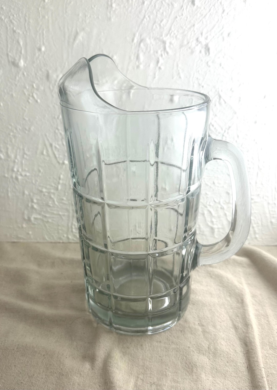 Anchor Hocking Tartan Pattern Pitcher, 10" Tall X 5" Diameter, Clear ...