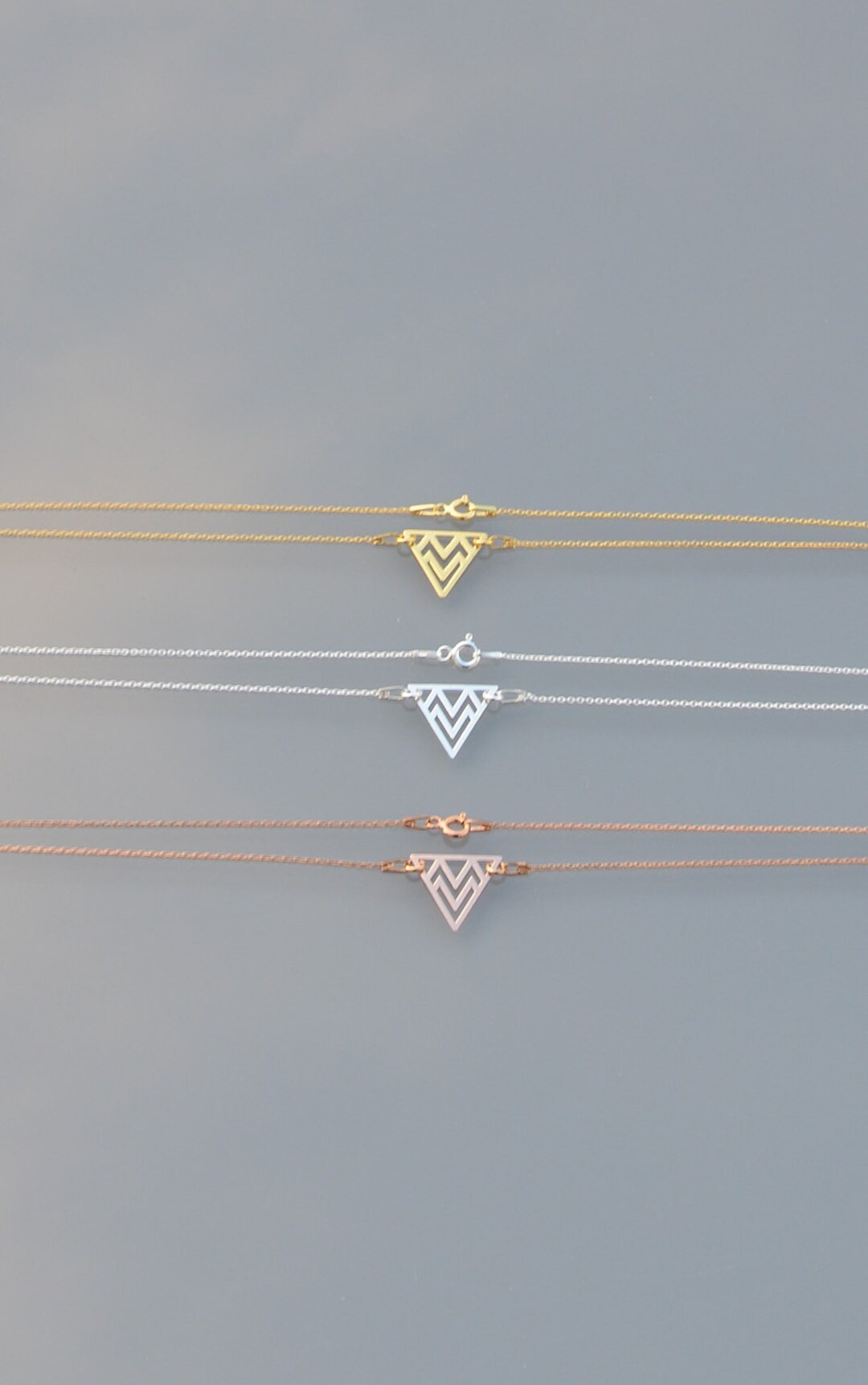 ZOUX105 Minimalist Very Thin Chain Necklace, Triangle Graphic Pendant ...