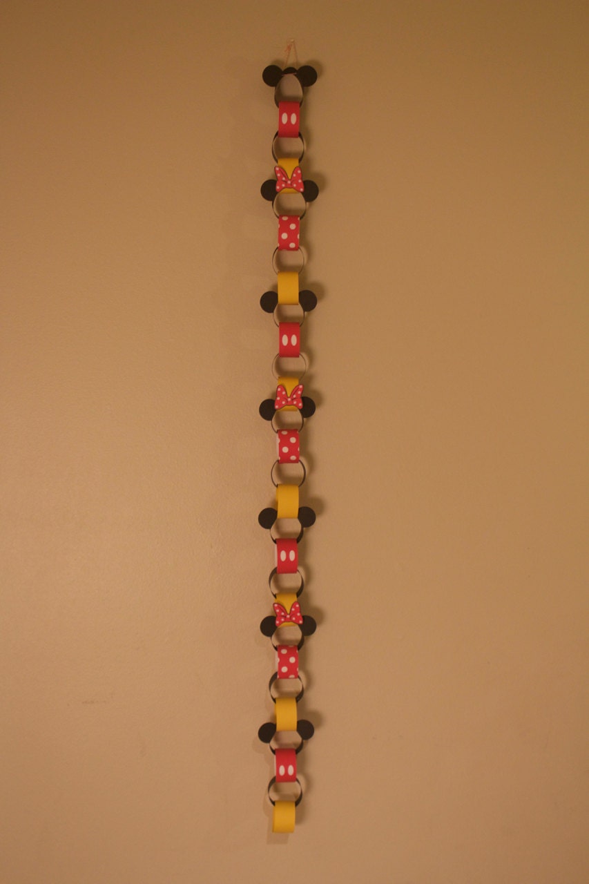 Mickey and Minnie Countdown Chain - Classic - Etsy