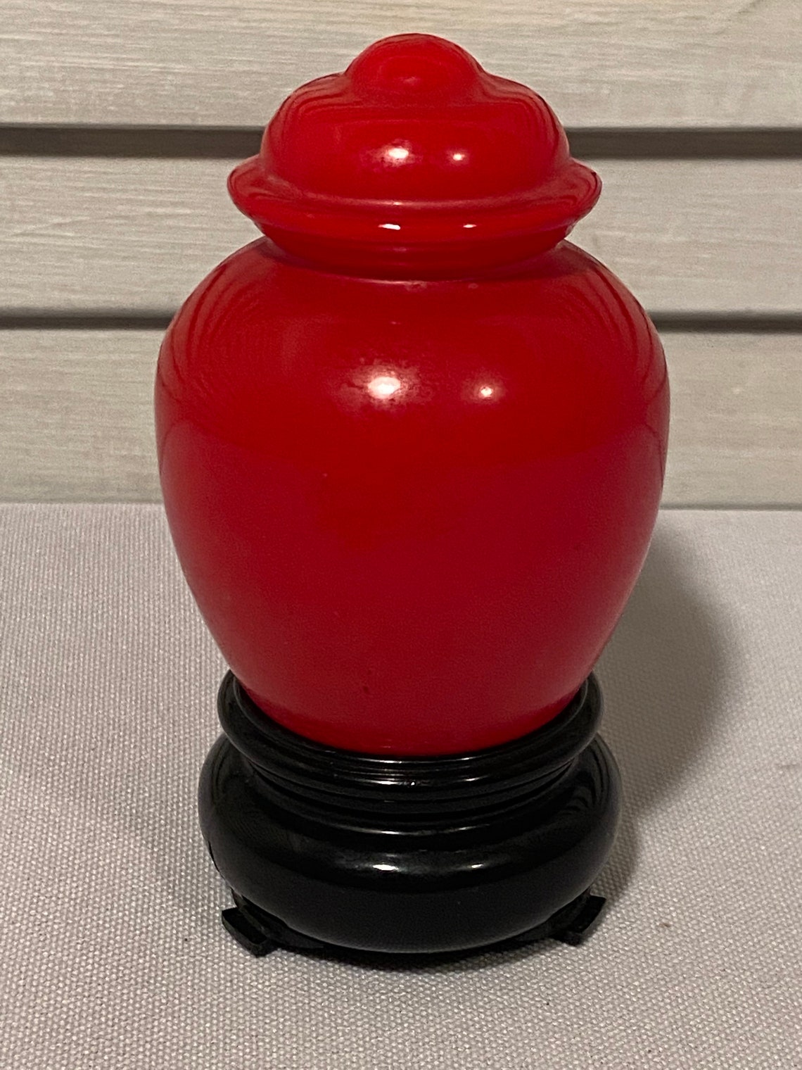 Vintage Avon Moonwind Cologne in Red Oriental Decorative Egg/ 70s Avon ...