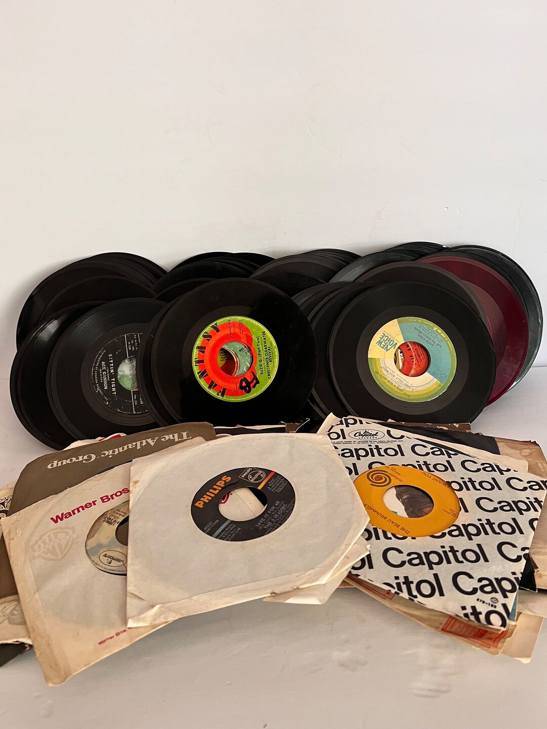 Huge Lot of Vintage 45 Records / Top Artists/ for Craft Projects ...