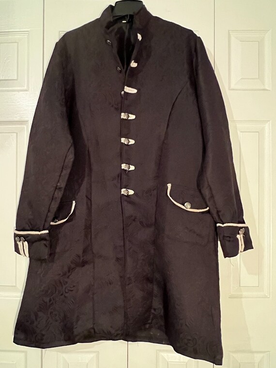 Vintage revolution style black scroll fabric overcoat… - Gem
