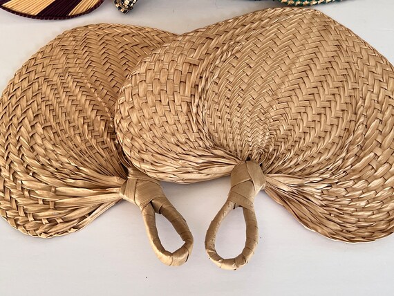 Vintage Asian straw fan collection /decorative fan co… - Gem