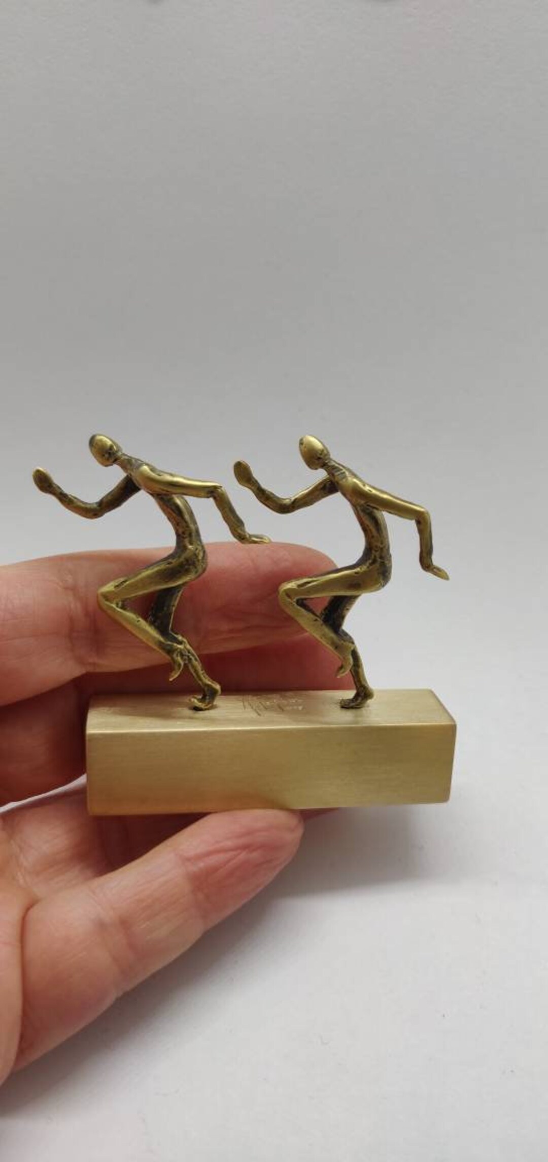 Bronze Runner Sculpture: Miniature Marathon Figurine, Athlete Gift - Etsy