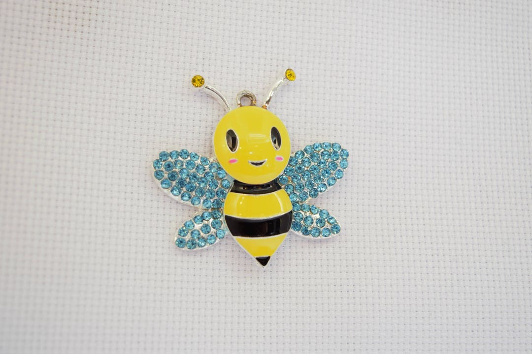 Rhinestone Cartoon Bee Needle Minder / Bumblebee Needle Minder - Etsy