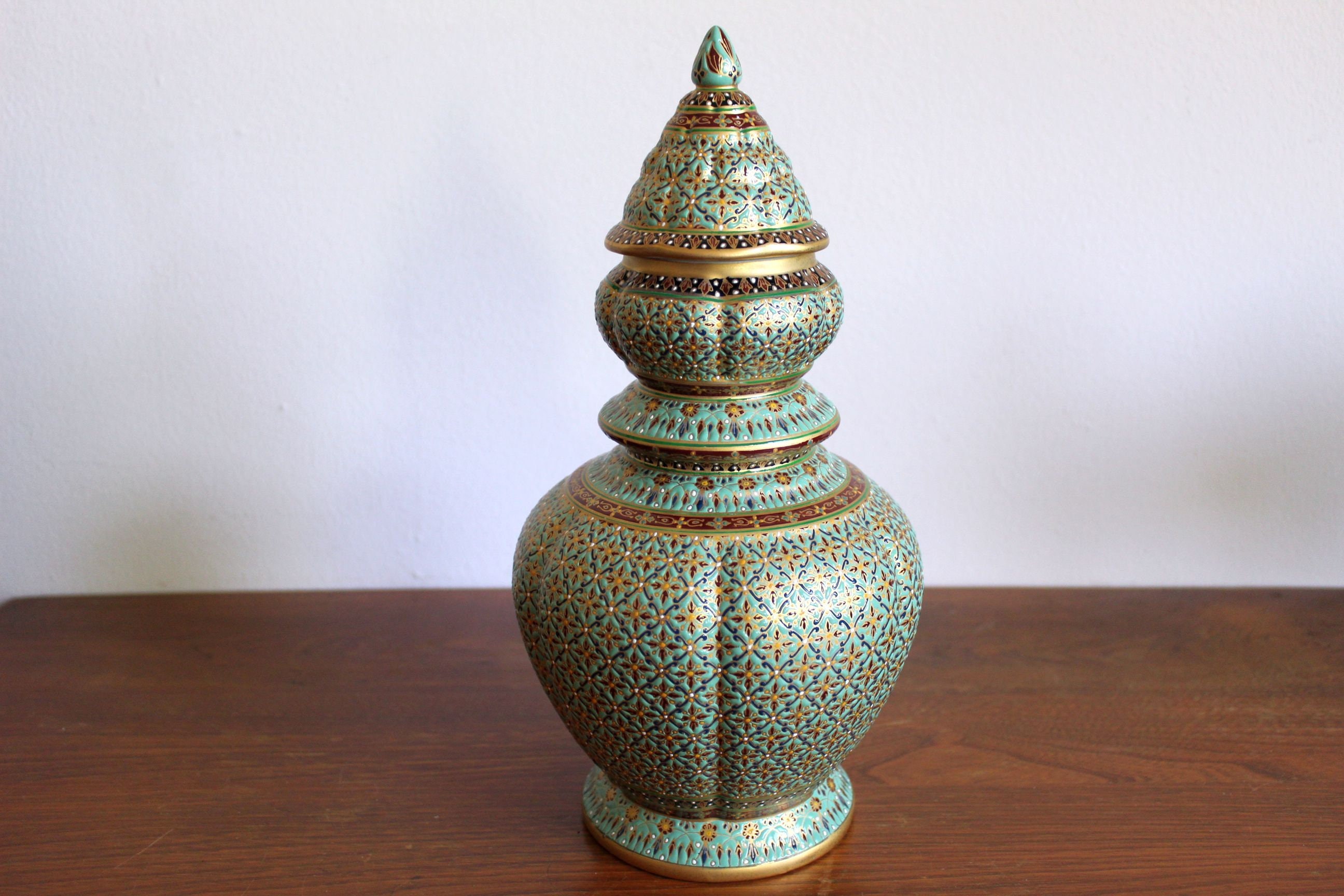 Benjarong Style Hand Painted Vase Jar With Lid Made in Thailand - Etsy