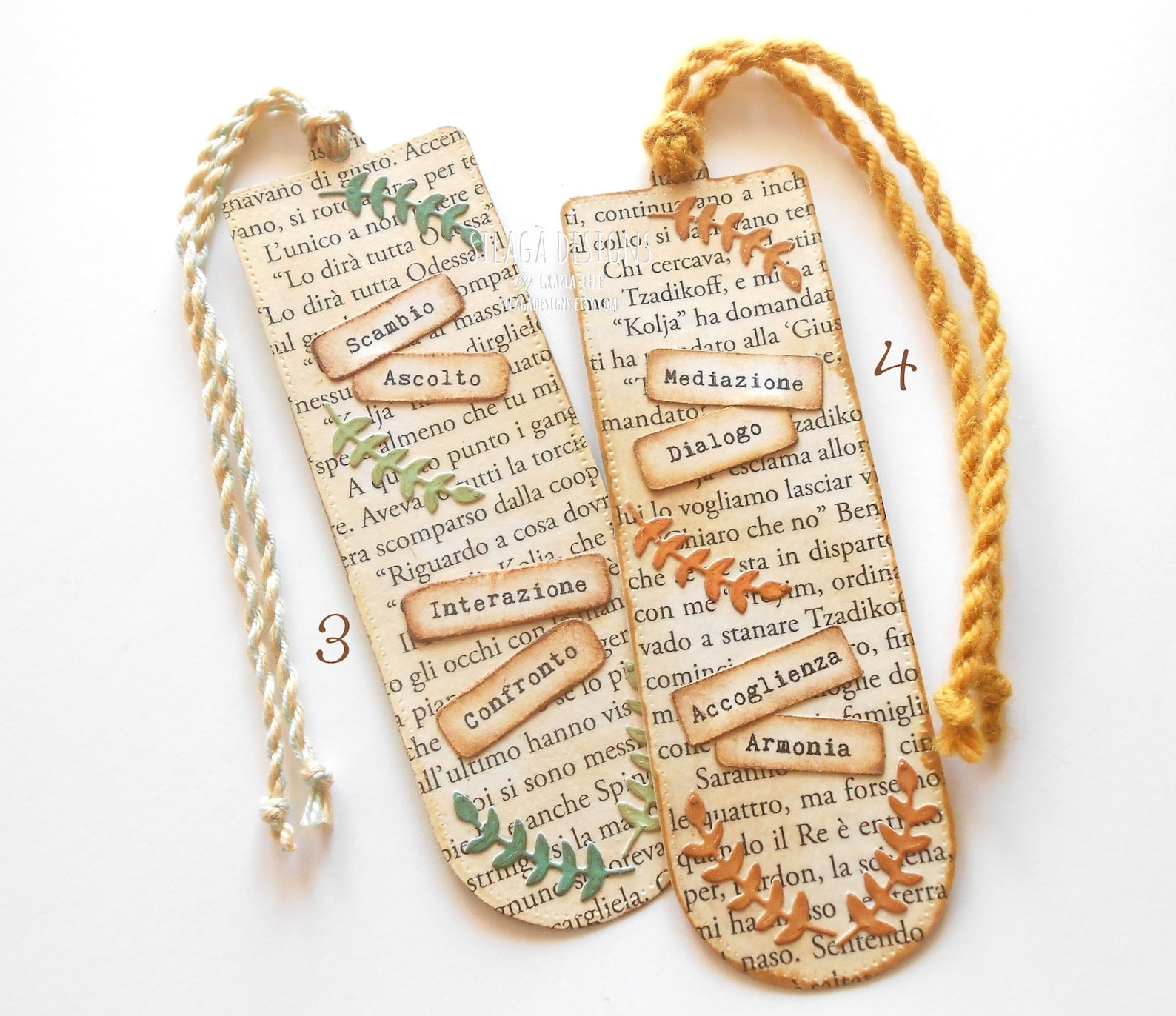 Recycled book pages bookmark made with Italian books | Etsy