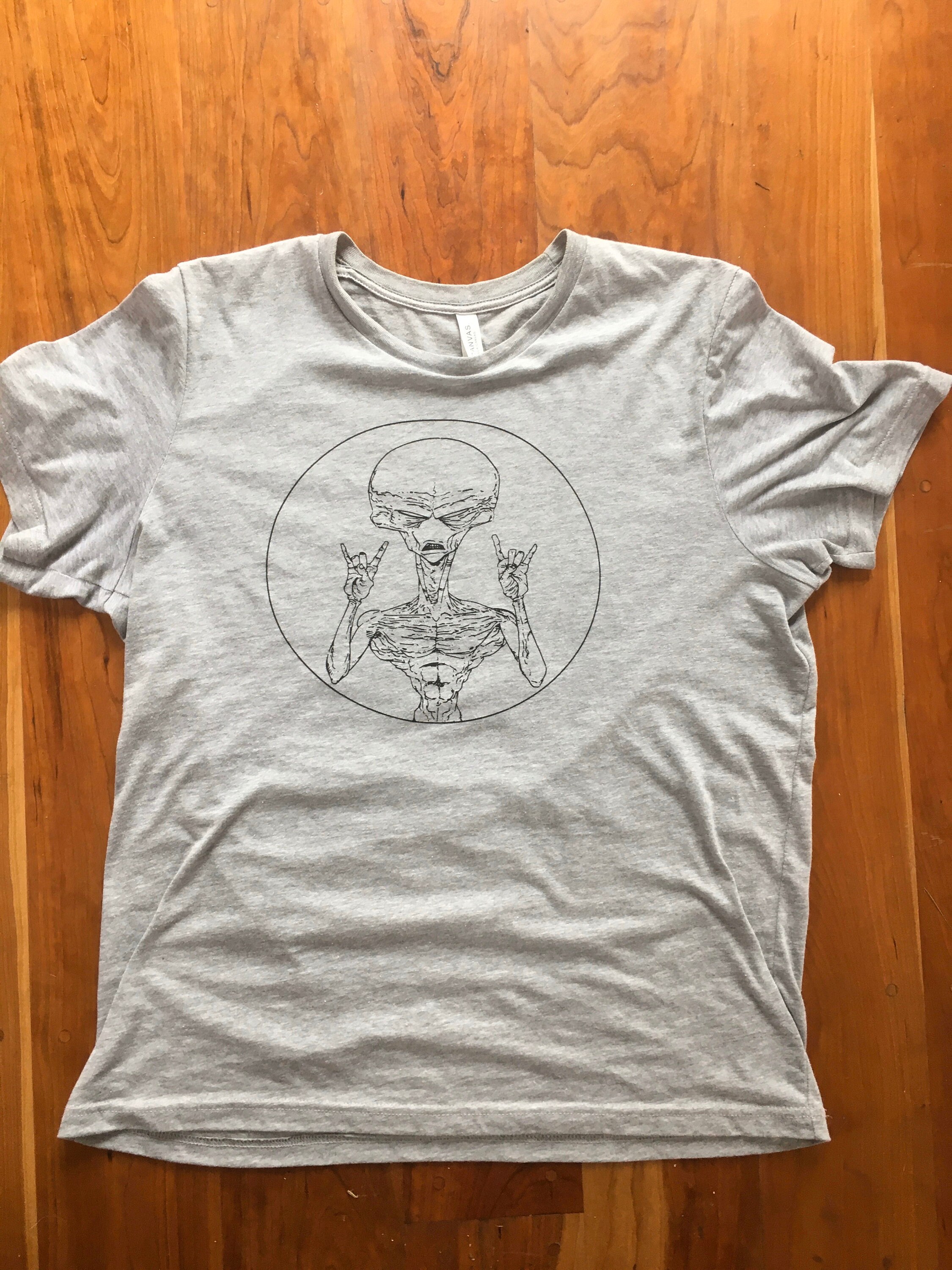 Alien Rock Grey T-shirt - Etsy