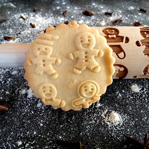 GINGERBREAD MAN, Engraved Rolling Pin, Gift for Christmas, Merry ...