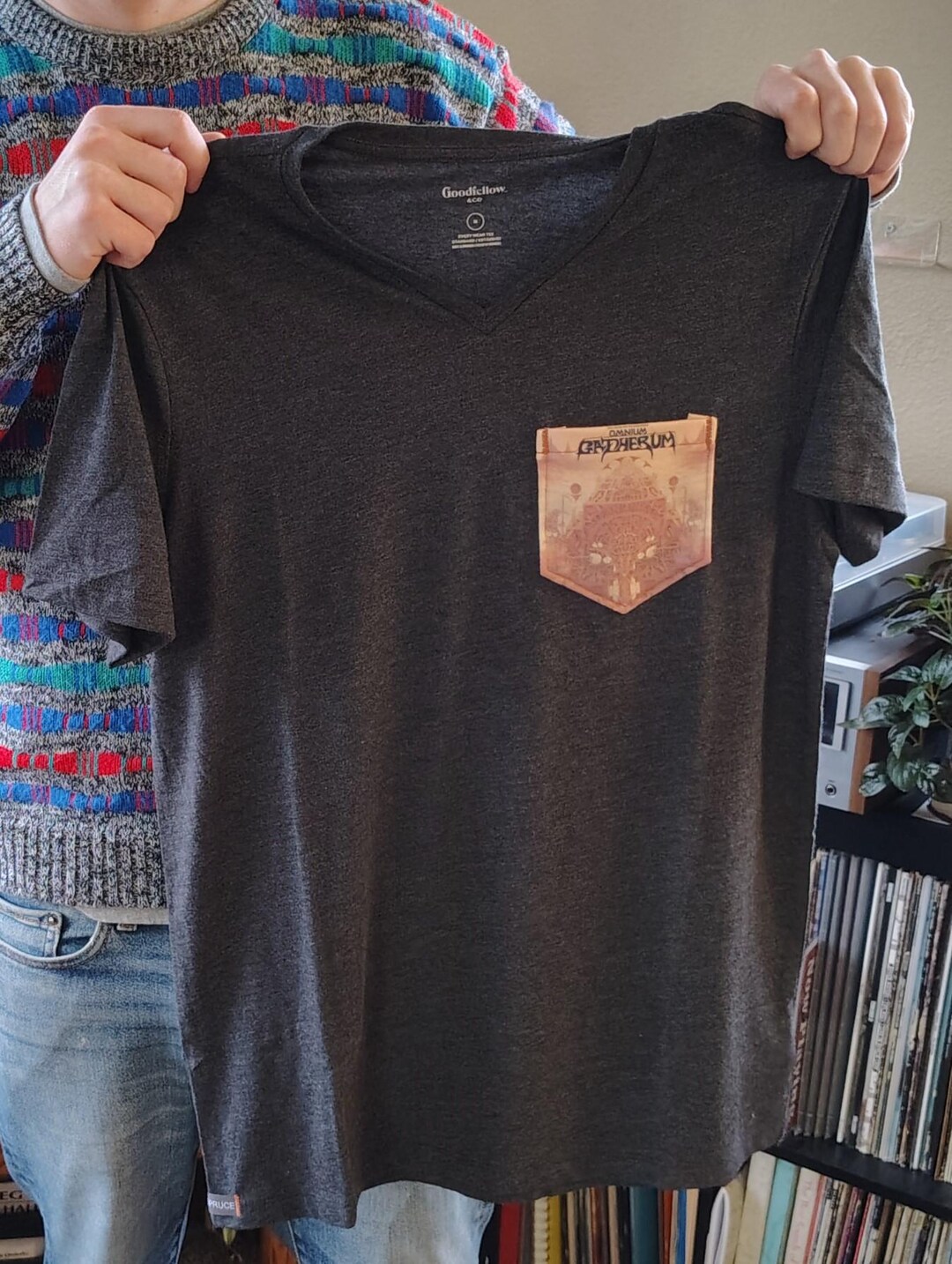 Pocket Tee - Omnium Gatherum - King Gizzard and the Lizard Wizard ...