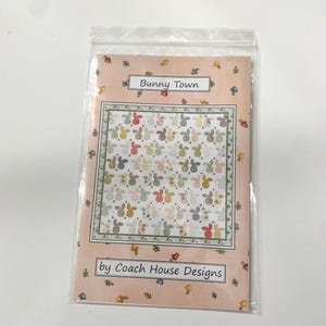 Bunny Town Quilt Pattern - CHD 2116 Coach House - Bella Bunny Town - Etsy