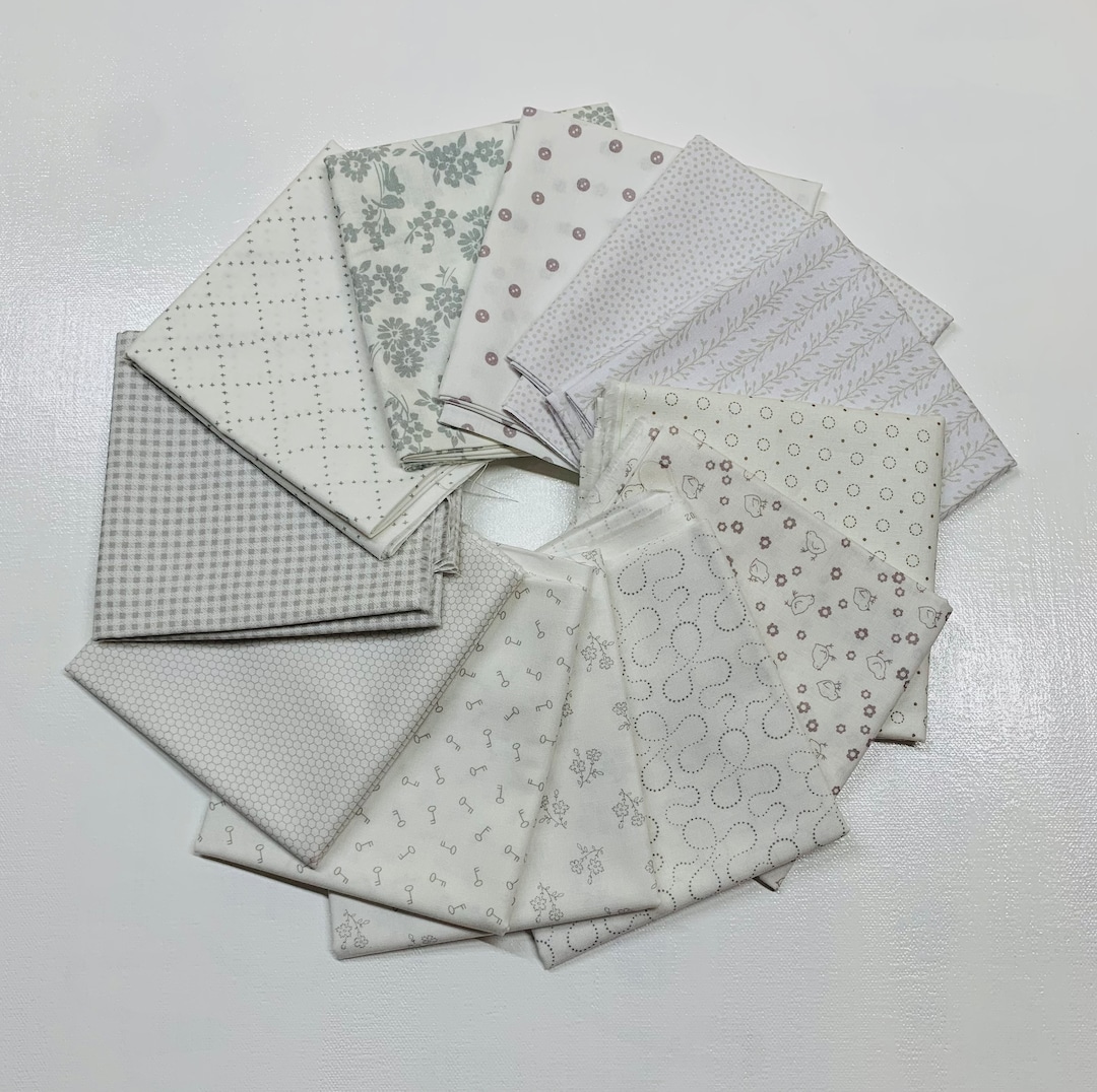 Gray and White Fat Quarter Curated Set - Moda Dwell, - Etsy