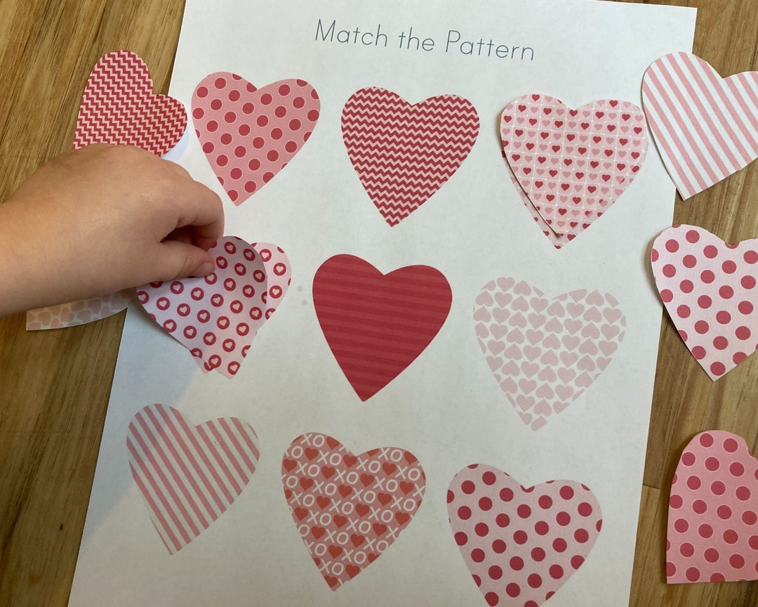 Valentines Pattern Matching Busy Book - Preschool Printable - Learning ...