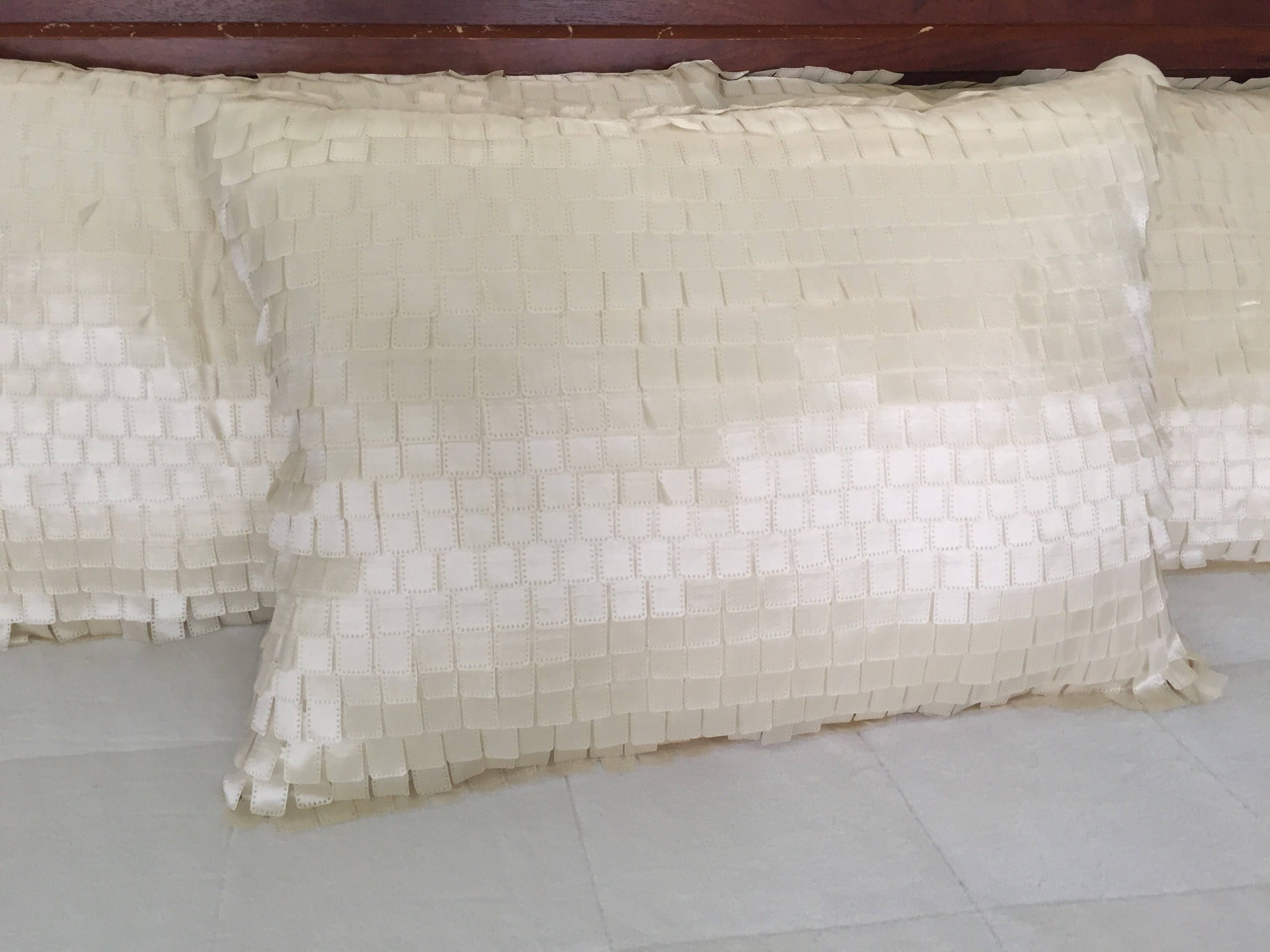 Ivory Tile Silk Fabric ,Look Poofy ,Bed Decorative Pillow. Fluffy Silk ...