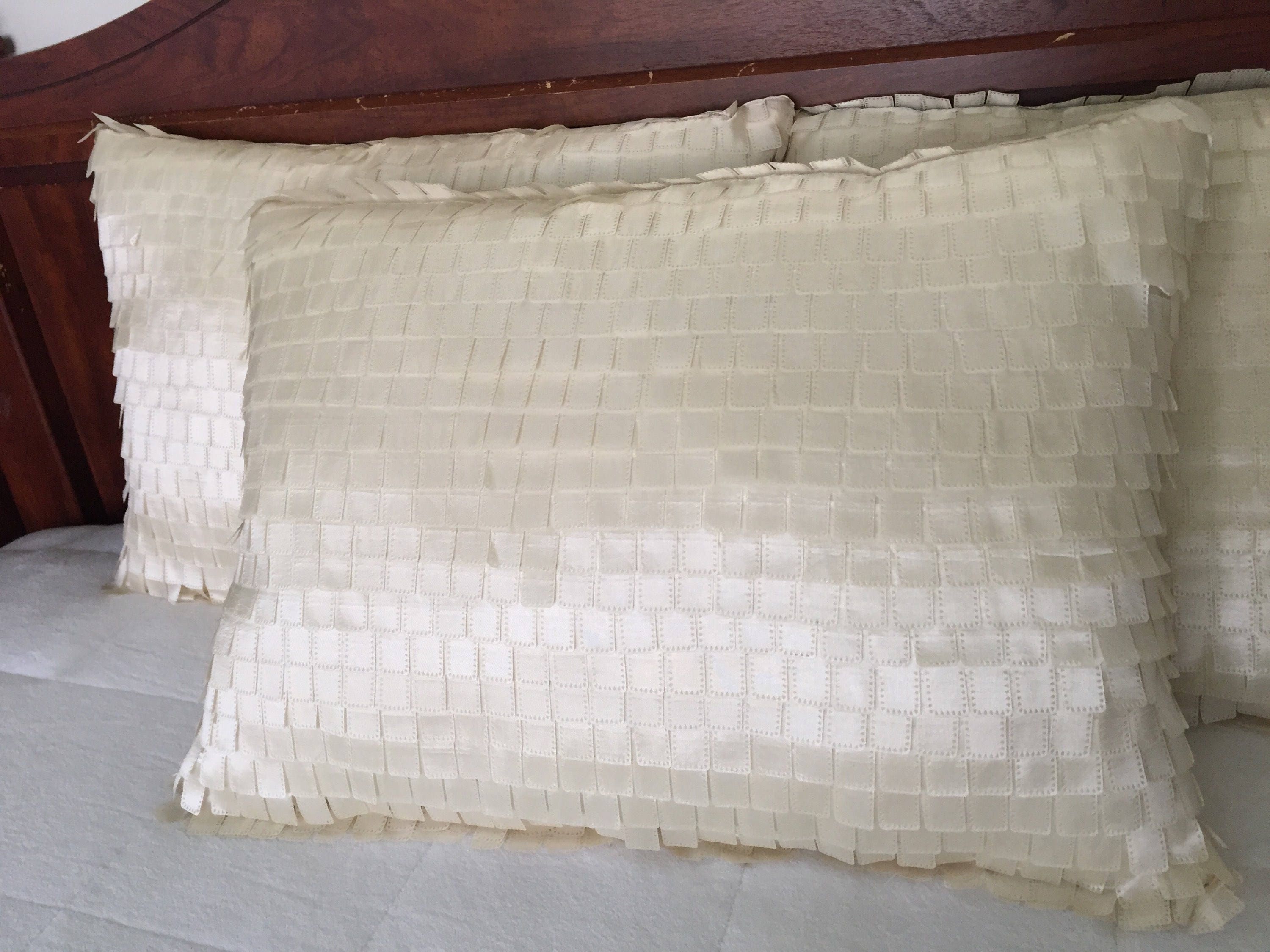 Ivory Tile Silk Fabric ,Look Poofy ,Bed Decorative Pillow. Fluffy Silk ...