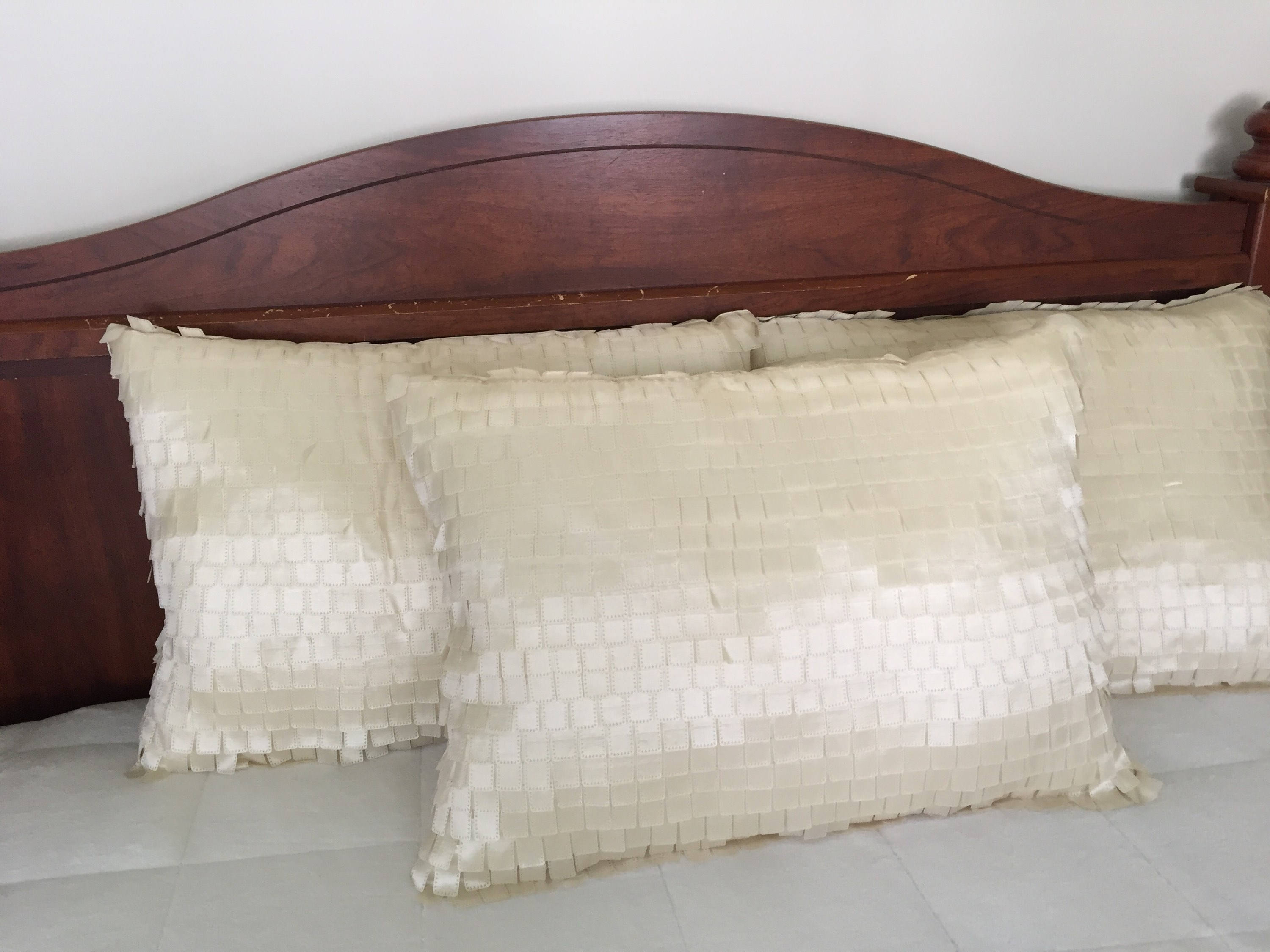 Ivory Tile Silk Fabric ,Look Poofy ,Bed Decorative Pillow. Fluffy Silk ...