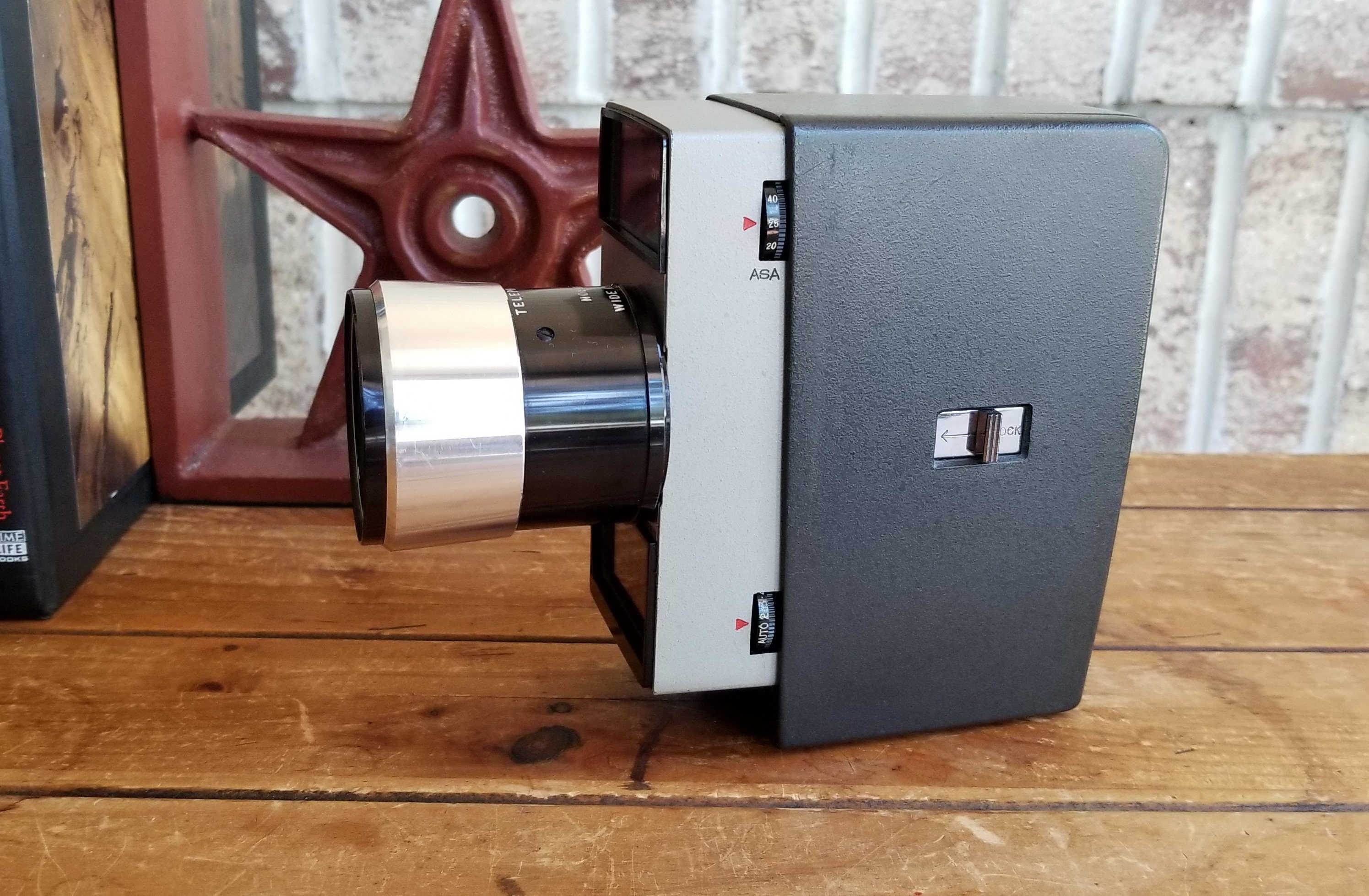 Argus M-4 Zoom 8mm Movie Camera w/ Argus f1.9 10-27mm Zoom Lens ...