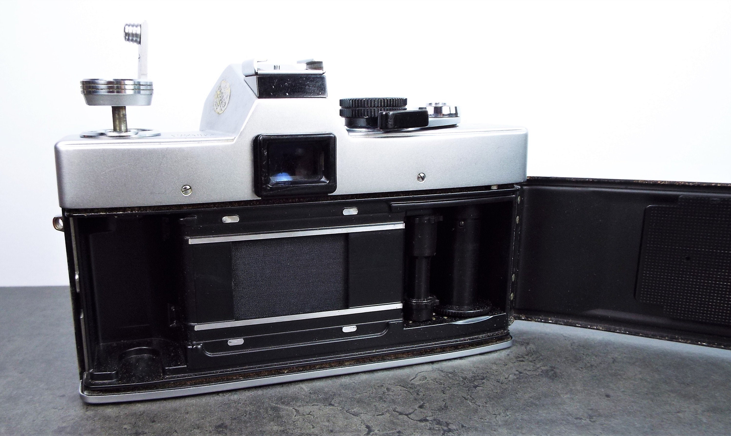 Minolta SRT 101 35mm SLR Film Camera - Fully Working - Accurate Meter ...