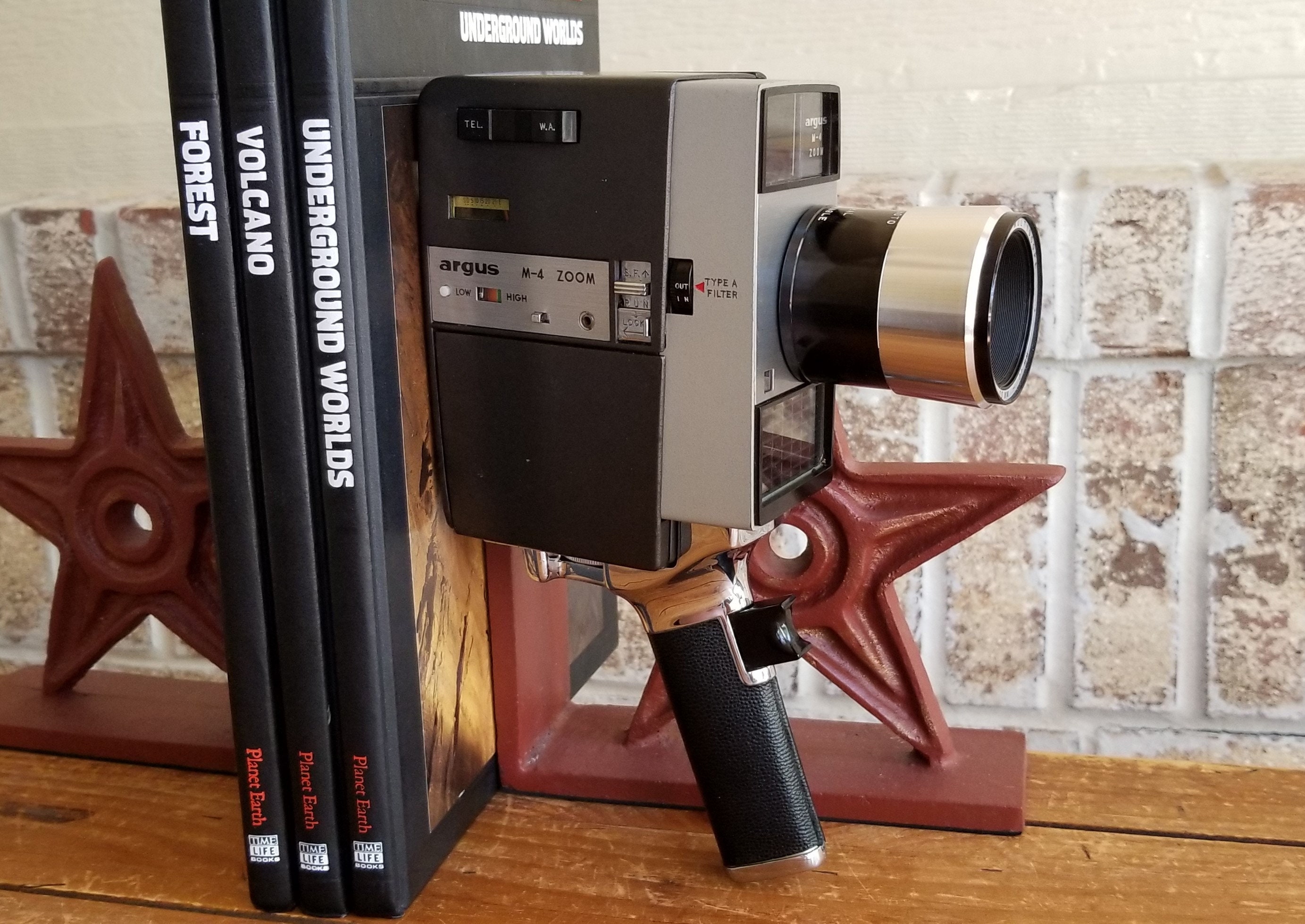 Argus M-4 Zoom 8mm Movie Camera w/ Argus f1.9 10-27mm Zoom Lens ...