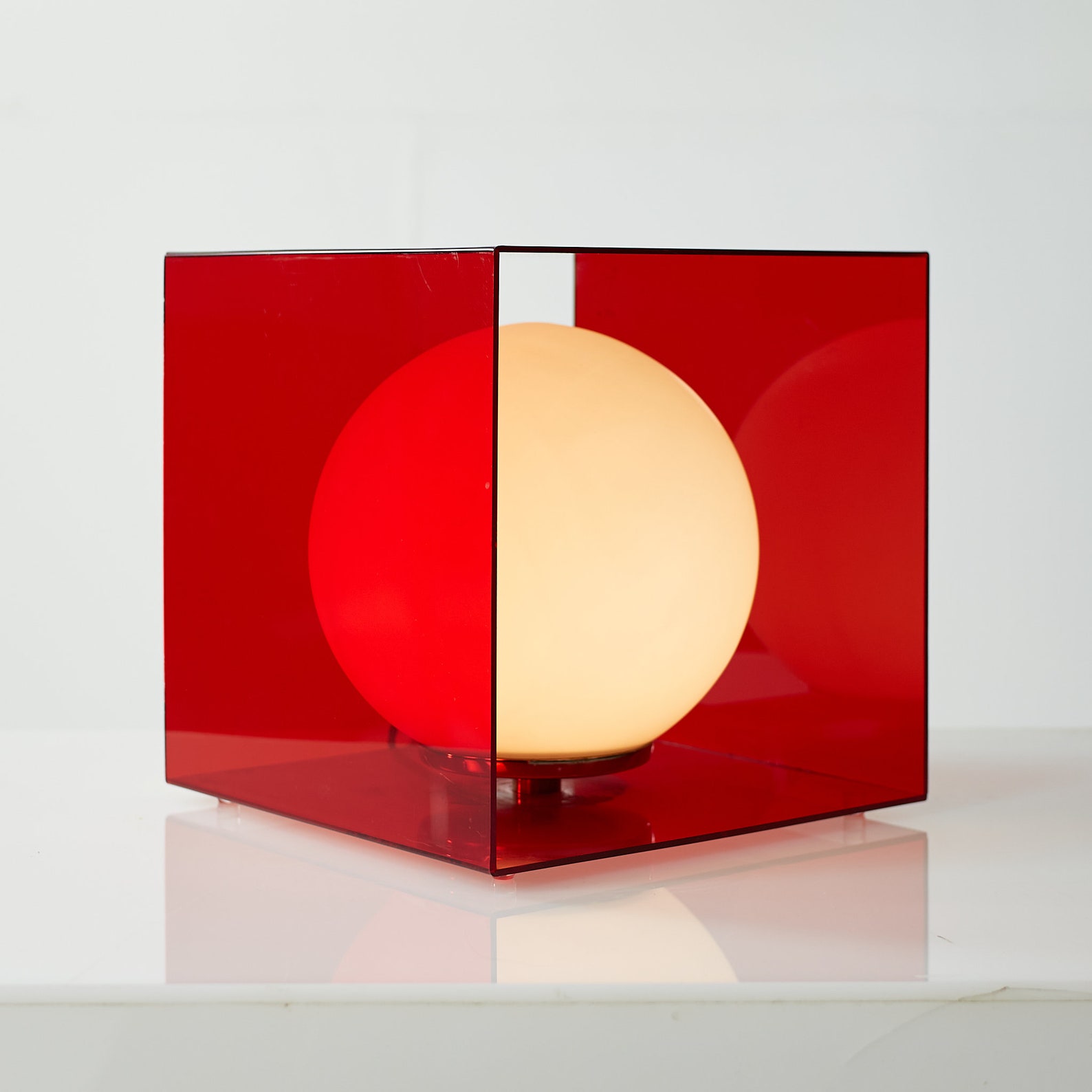 Laurel Mid Century Red Acrylic Cube Lamp - Mcm - Etsy