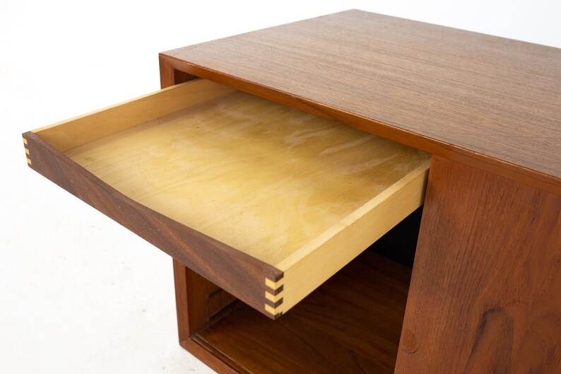 Cado Mid Century Teak Sliding Door Wall Unit Box Mcm - Etsy