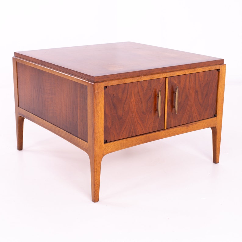 Paul Mccobb Style Lane Rhythm Mid Century Walnut Nightstand - Etsy Paul Mccobb Style Lane Rhythm Mid Century Walnut Nightstand - Etsy
