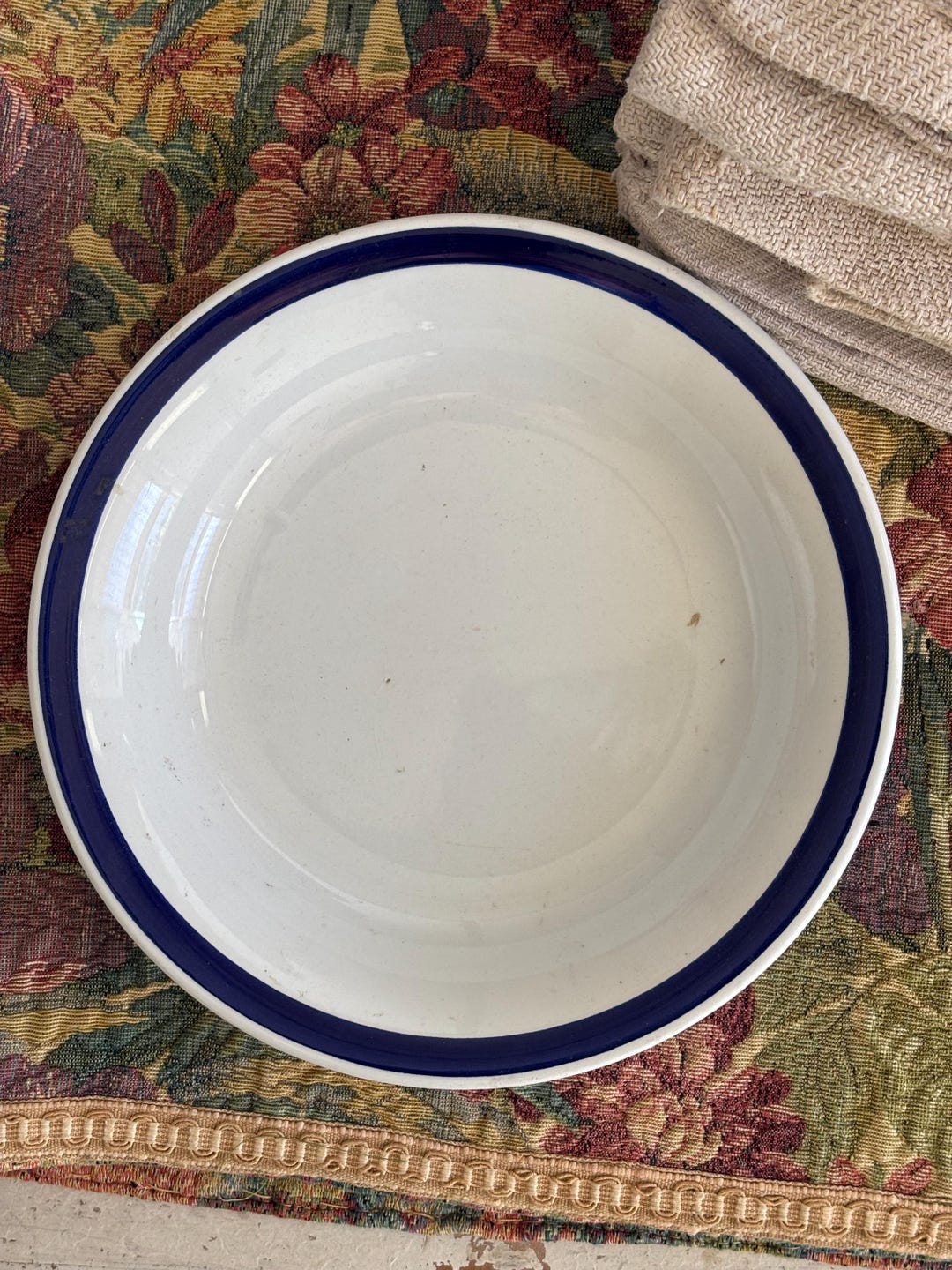 Vintage Mismatched Dinner Plates Colorful Kitchen Random Plates and ...