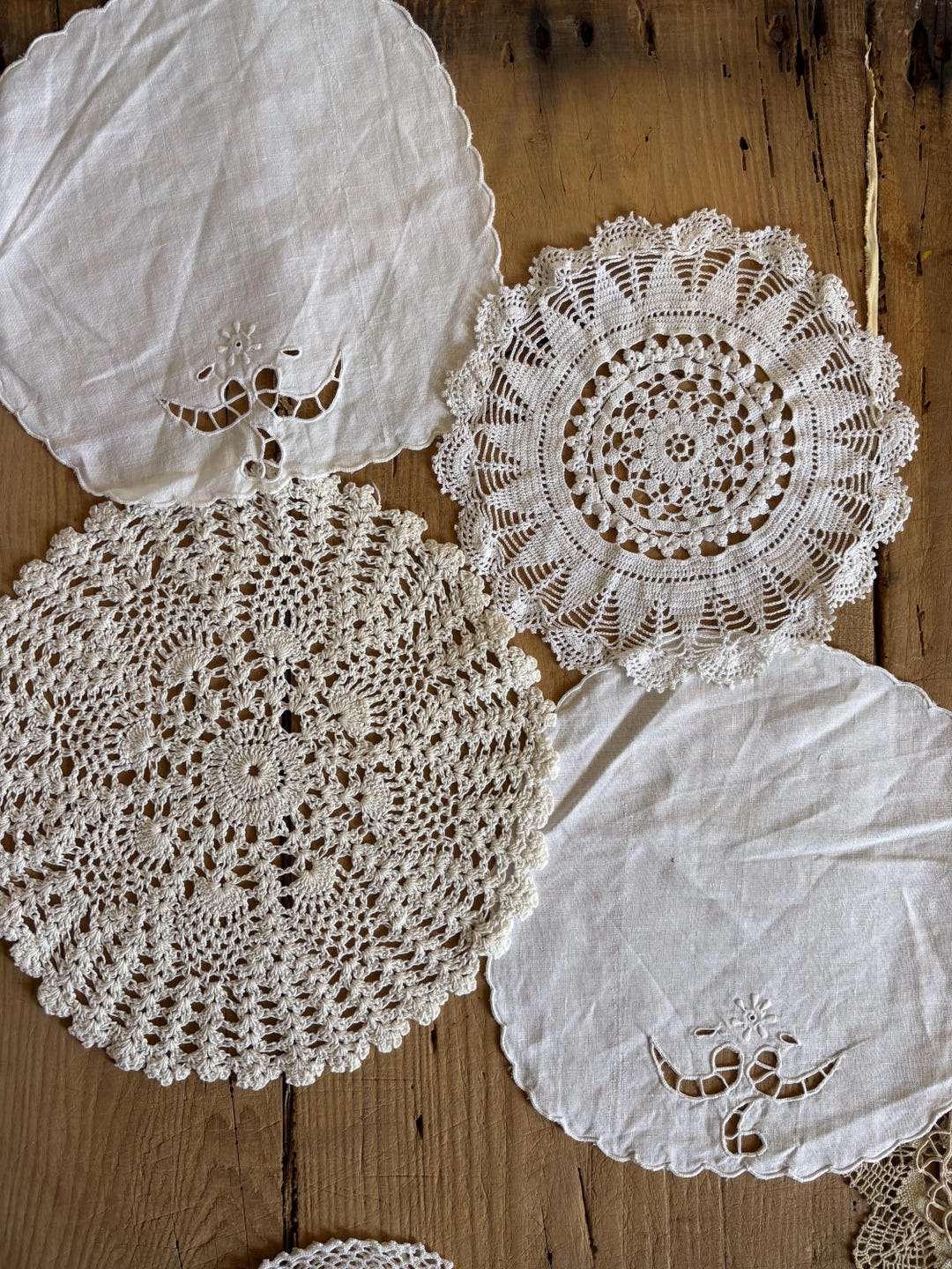 4 Vintage Round Doilies, Assorted Crochet and Linen, Mise En Place ...
