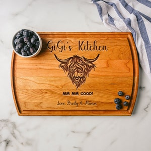 Highland Cow Kitchen Decor, Highland Cow Cutting Board, Gift for Gigi ...