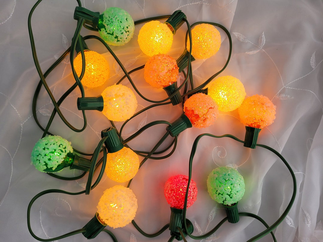 22 Lighted Ice Vintage Christmas Bulbs Includes Light Strand Which ...