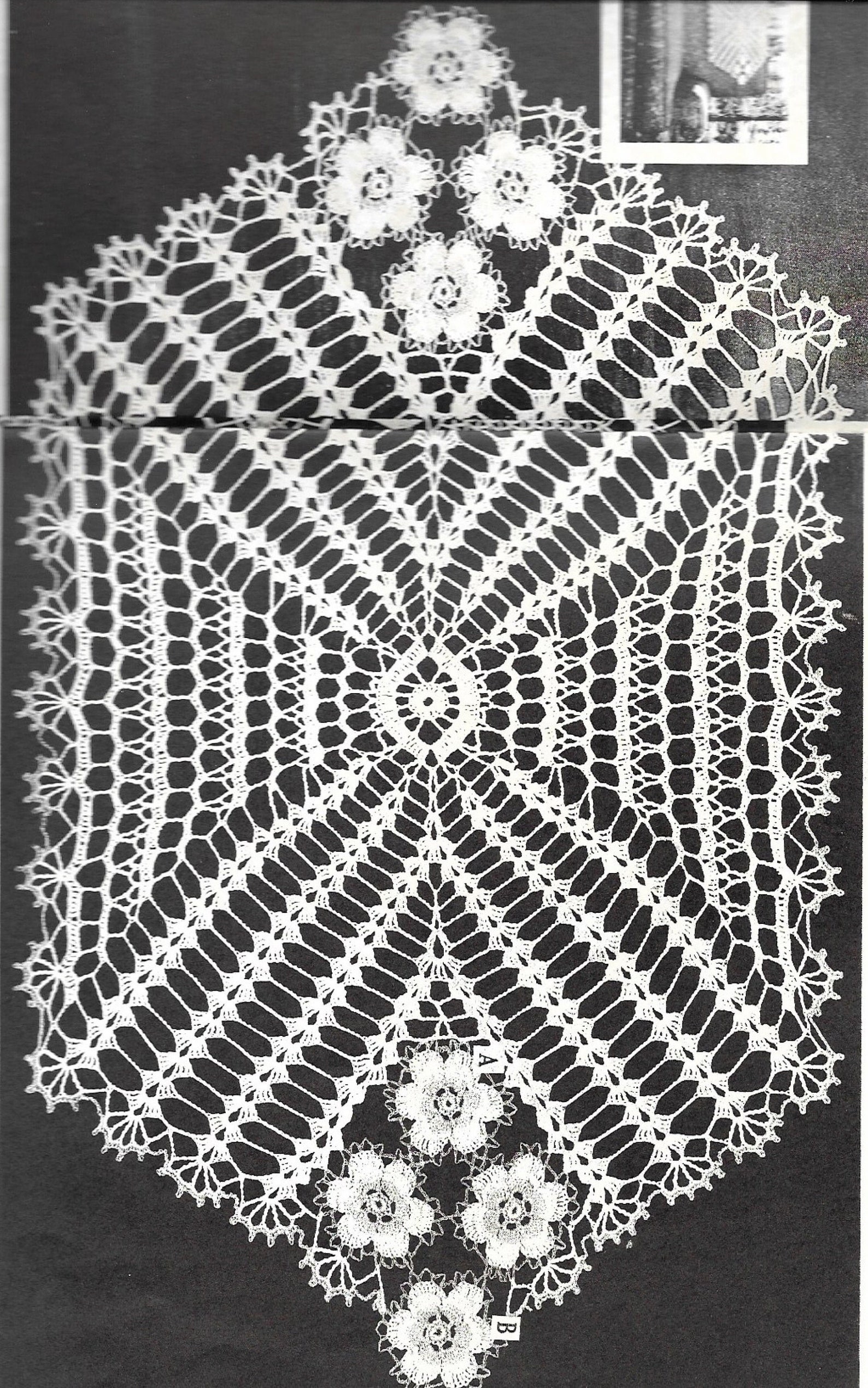PDF - Boquet Doily - Elizabeth Hiddleson Crochet Doily - Flowers ...