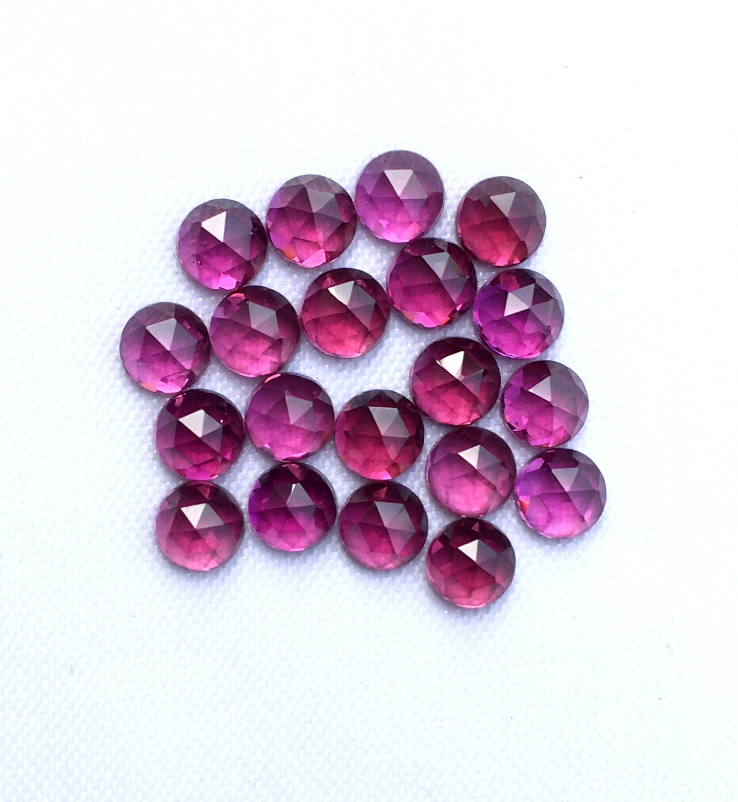 SALE Natural Rhodolite Garnet Rose Cut Round Cabochon 4MM / | Etsy