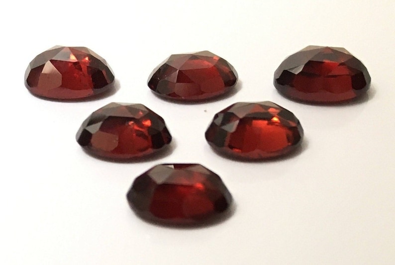 SALE Red Garnet 8x6mm Oval Rose Cut Cabochons. Garnet Faceted - Etsy