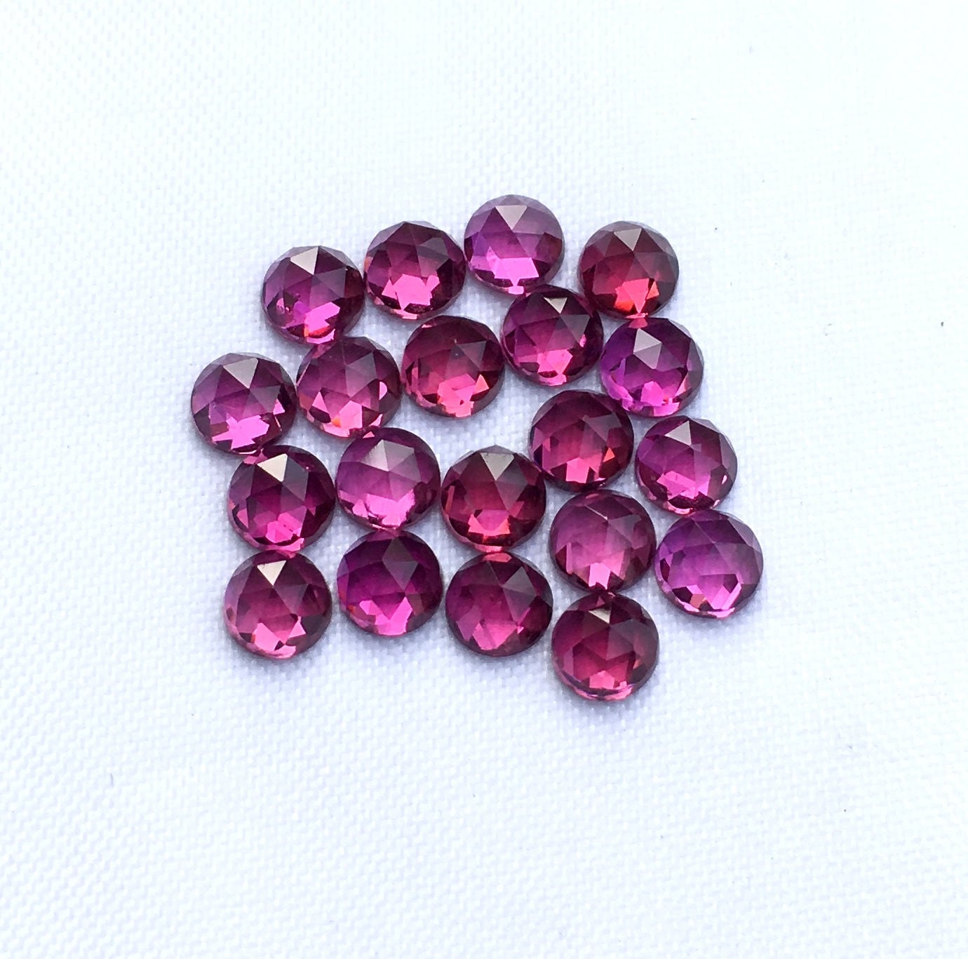 SALE Natural Rhodolite Garnet Rose Cut Round Cabochon 4MM / | Etsy