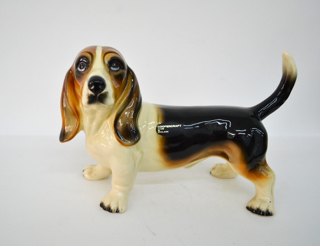 Ceramic Basset Hound Dog Figurine by Coopercraft . Detailed Modeling ...