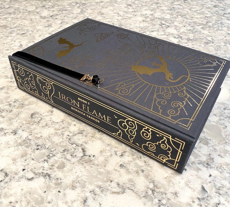 Iron Flame | Book 2 the Empyrean Series | Sprayed Edge Rebound Book ...
