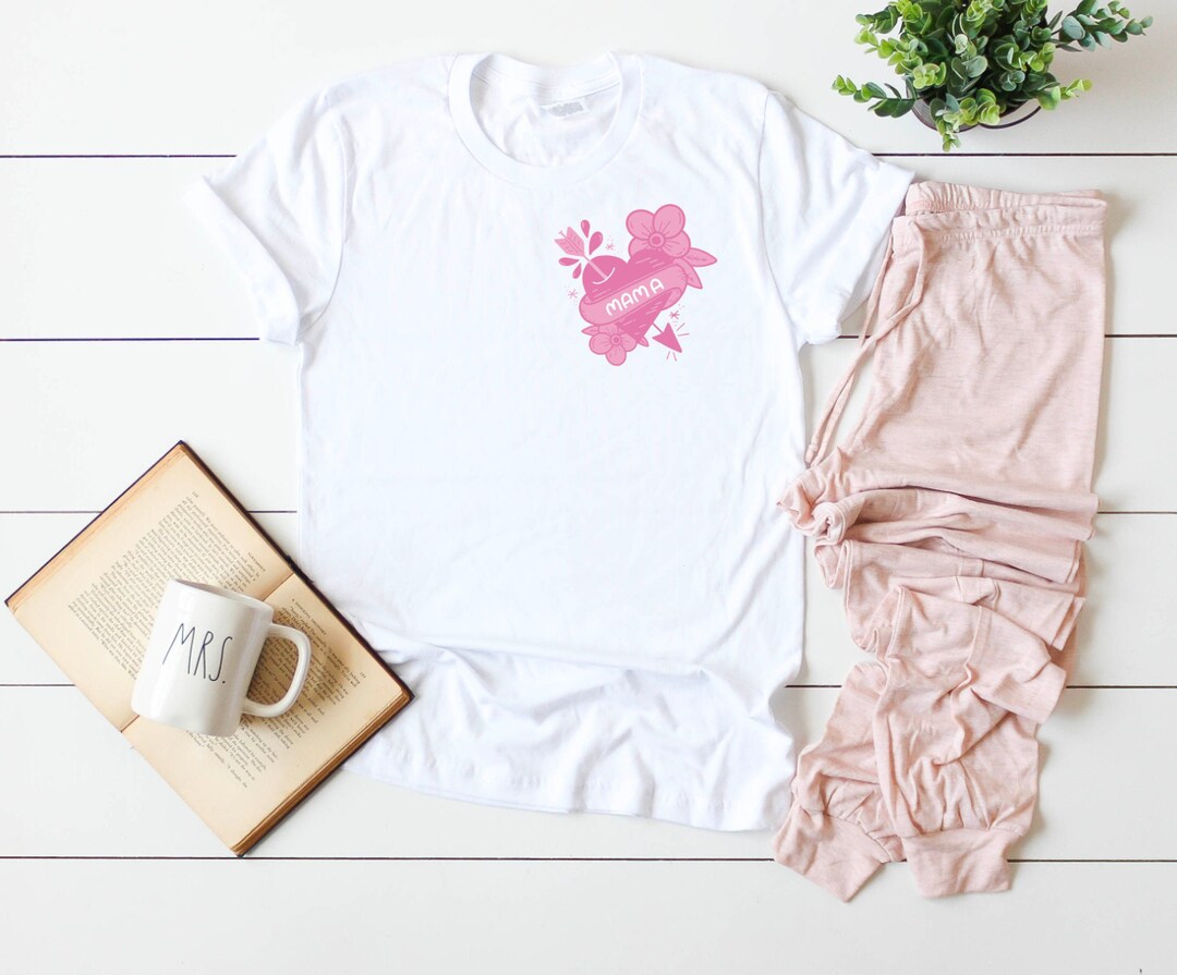 Simple Mama Shirt Mama in Heart Minimalist Mom Shirt Capsule Wardrobe ...