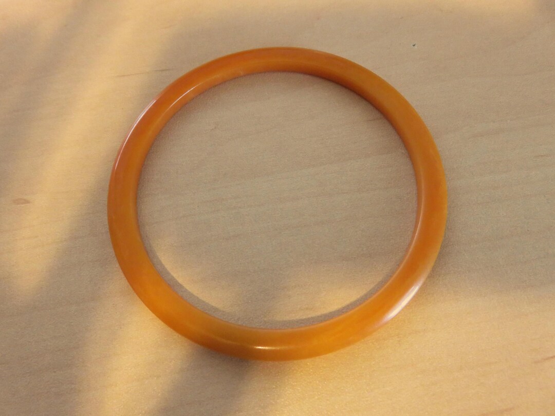 Vintage BAKELITE Butterscotch Spacer Bangle, Saucer Shape, Slightly ...