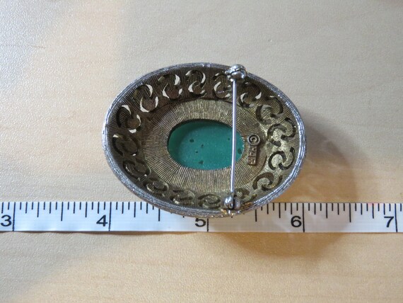 Vintage HAR Carved Faux Jade, Clear Crystal & Texture… - Gem