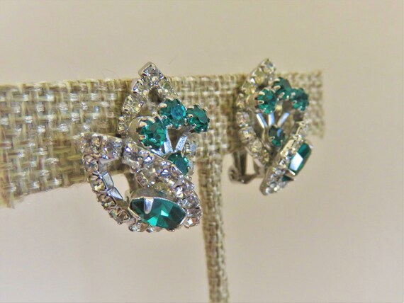 Vintage Weiss Emerald Green Color And Clear Rhinestone … Gem