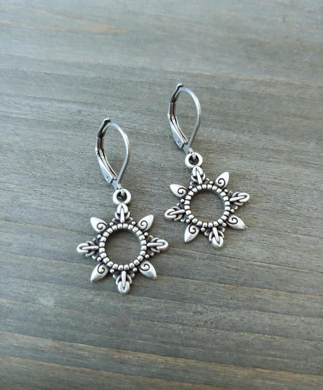 Sun Burst Earrings . Antique Silver Boho Earrings Lever Back Dangle ...