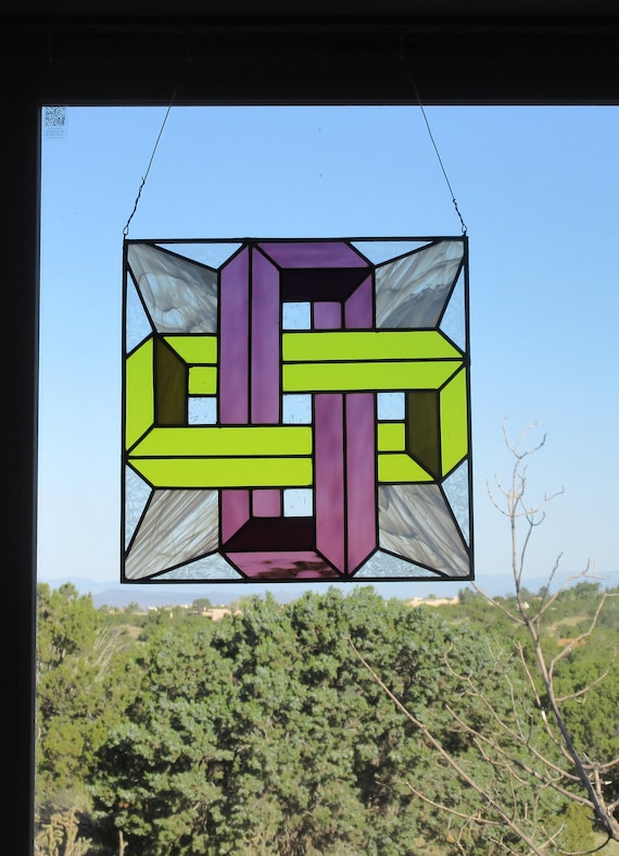 Stained Glasss Optical Illusion. Linked Impossible Boxes | Etsy