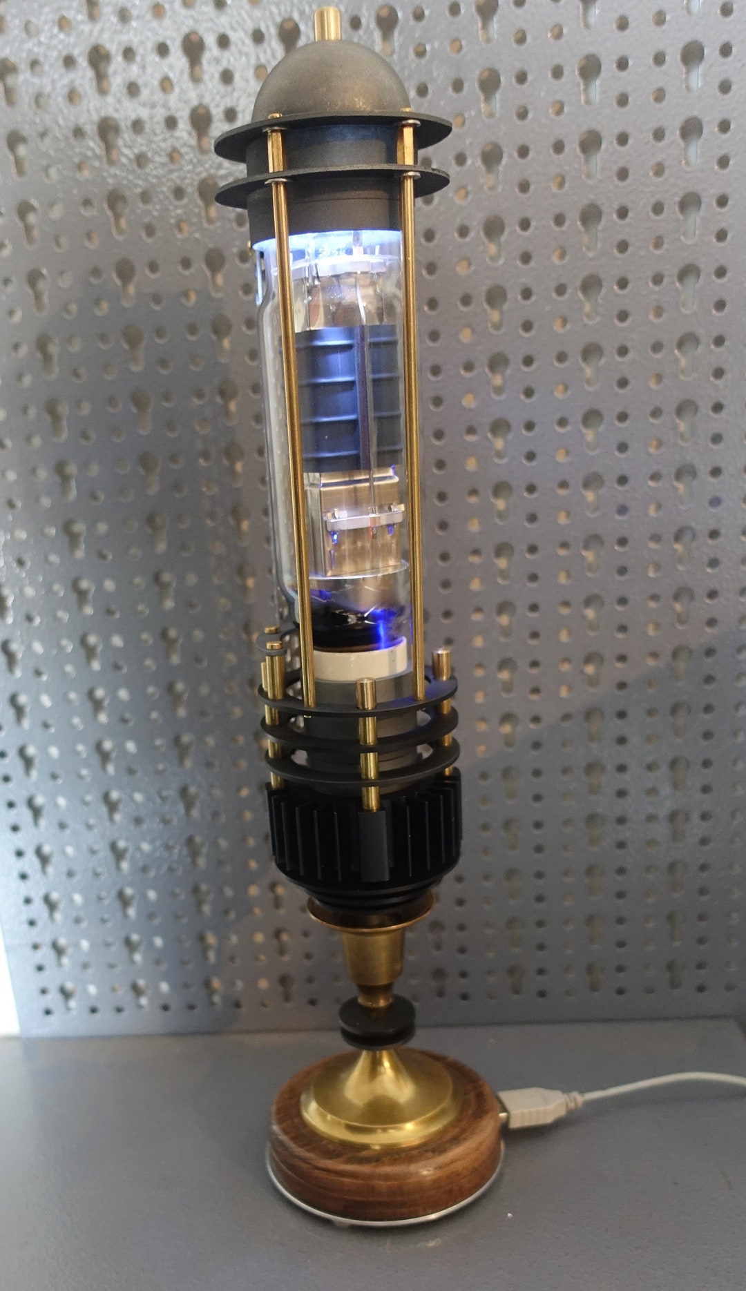 Handmade Full Metal Retrofuturistic Scifi Electron Tube LED Lamp - Etsy