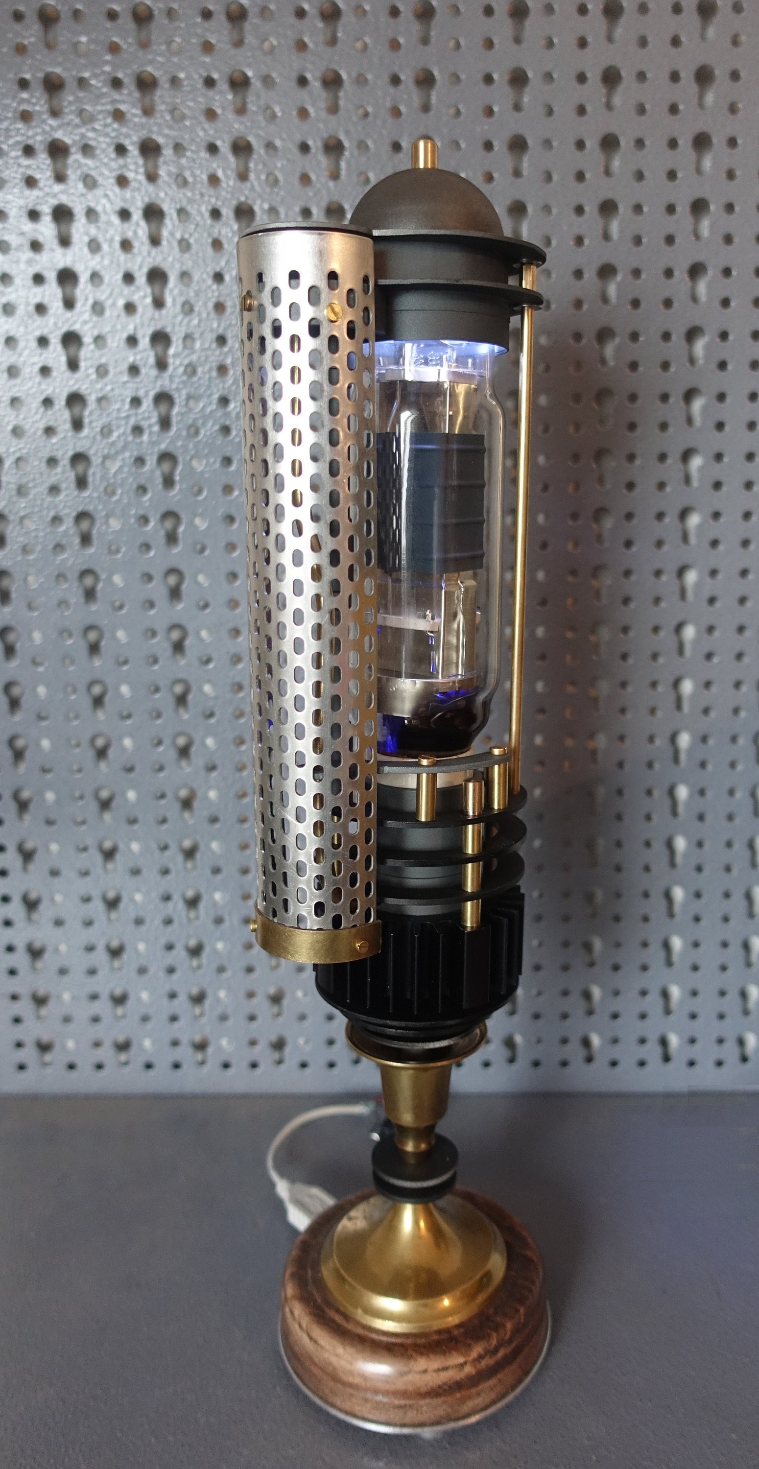 Handmade Full Metal Retrofuturistic Scifi Electron Tube LED Lamp - Etsy