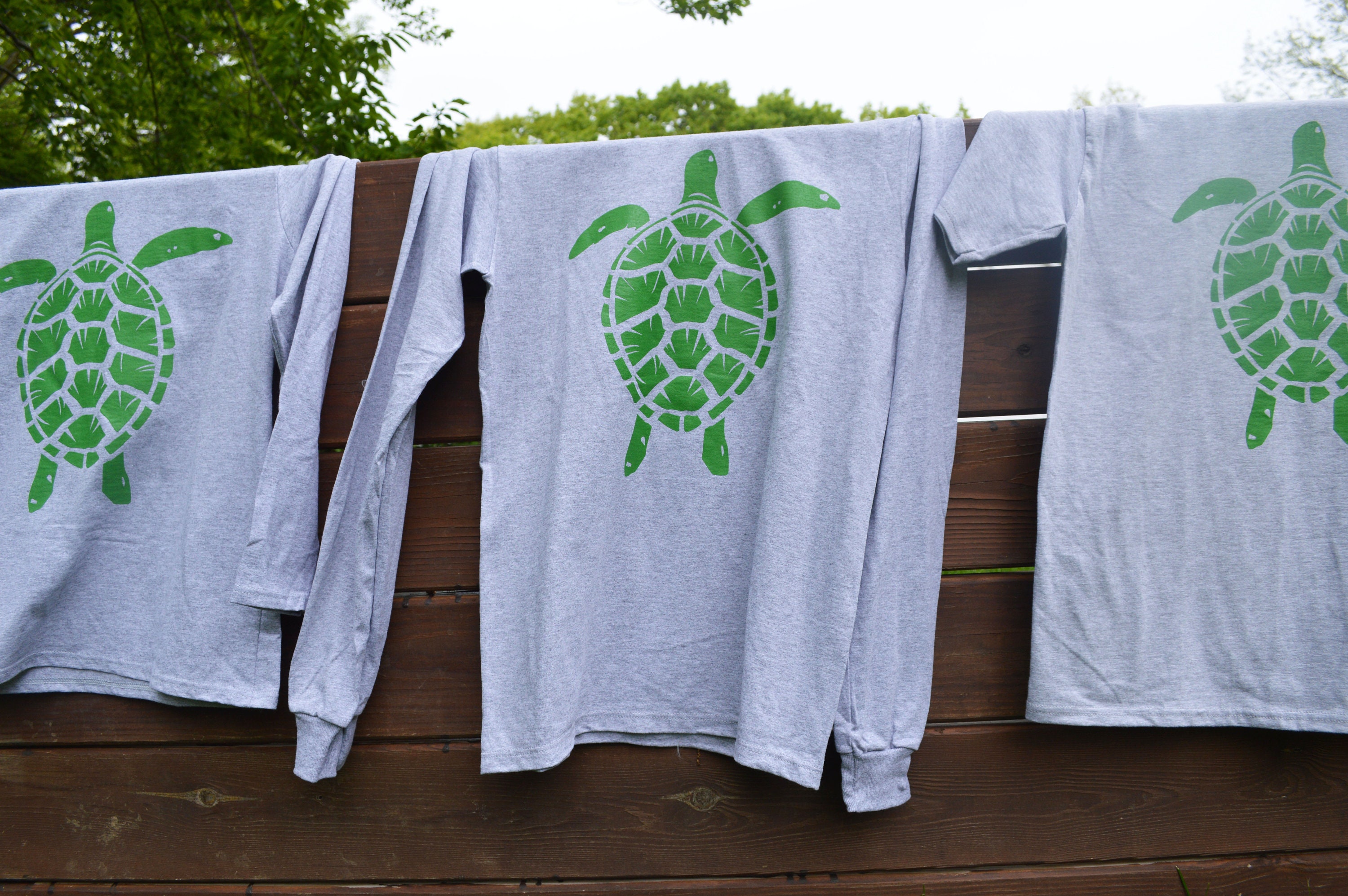 Hawksbill Sea Turtle Wildlife Graphic Shirt 5% Profits Donated to Sea ...