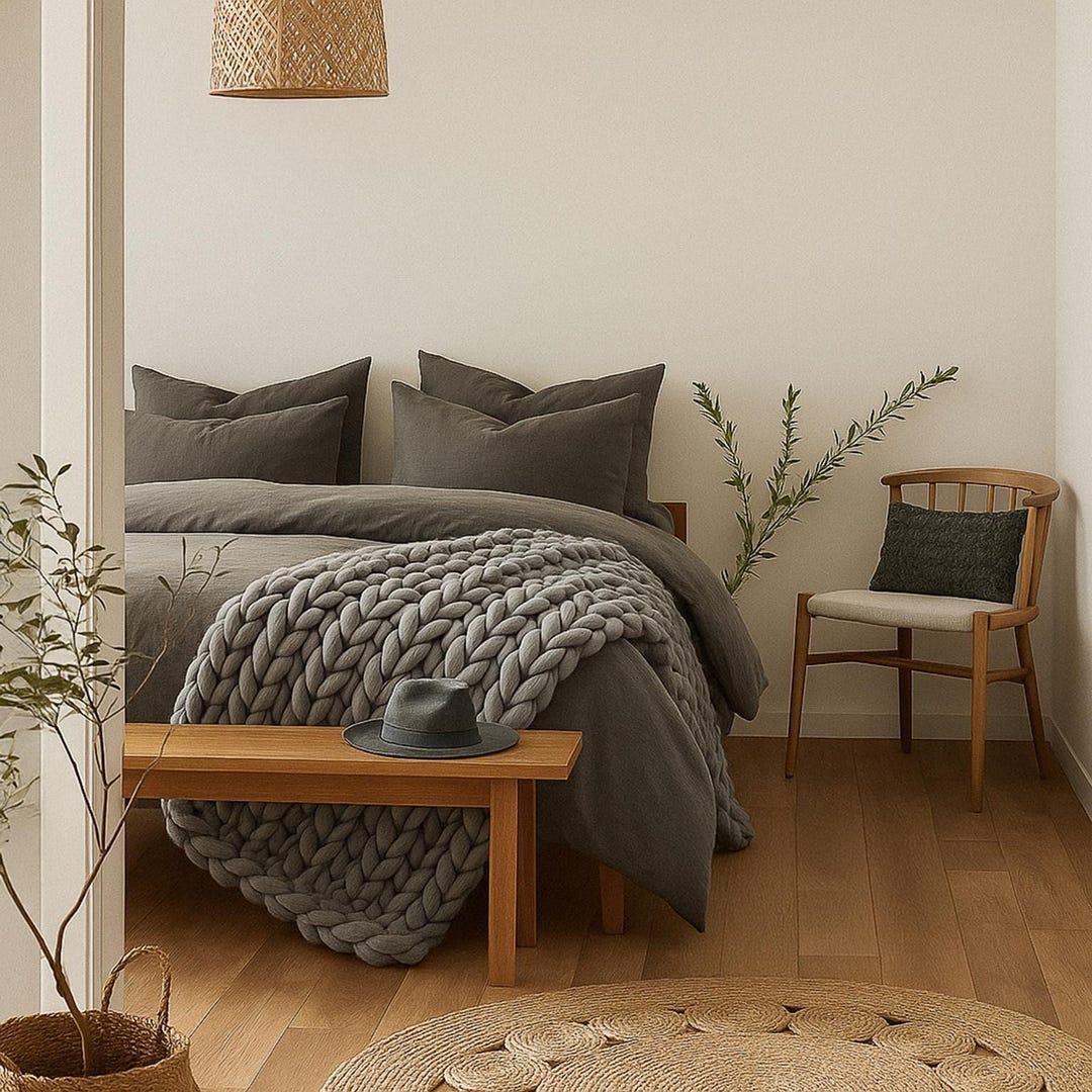 Gray Chunky Knit Bed Runner – Handmade Wool Braided Blanket - Etsy