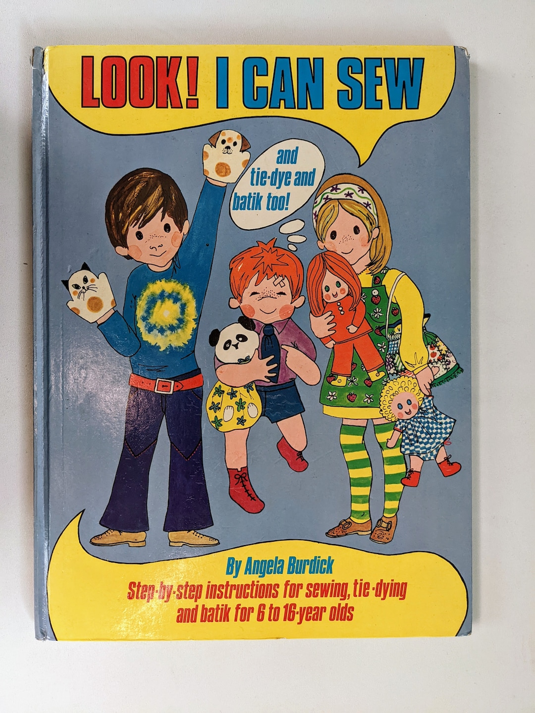 Look I Can Sew by Angela Burdick 1973 Vintage Children's - Etsy