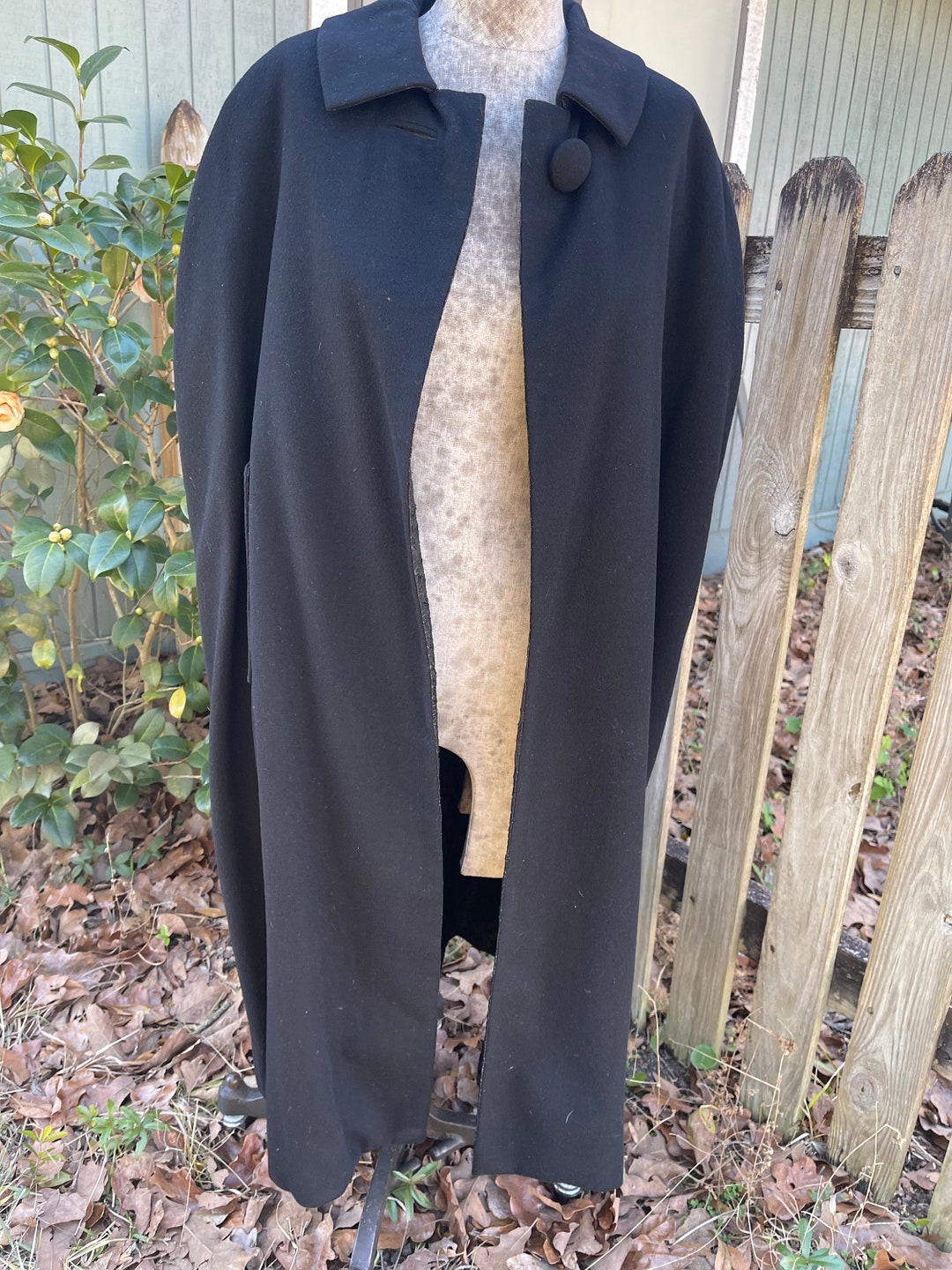 Amazing Hand Tailored BLACK REVERSIBLE CLOAK Light Weight Wool and ...